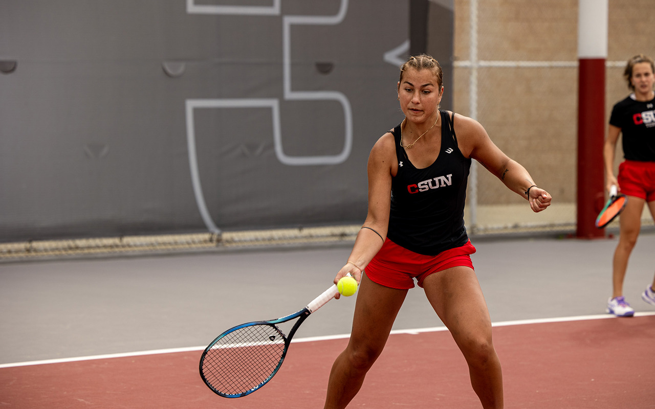 CSUN Defeats UC Davis 4-3 - CSUN Athletics