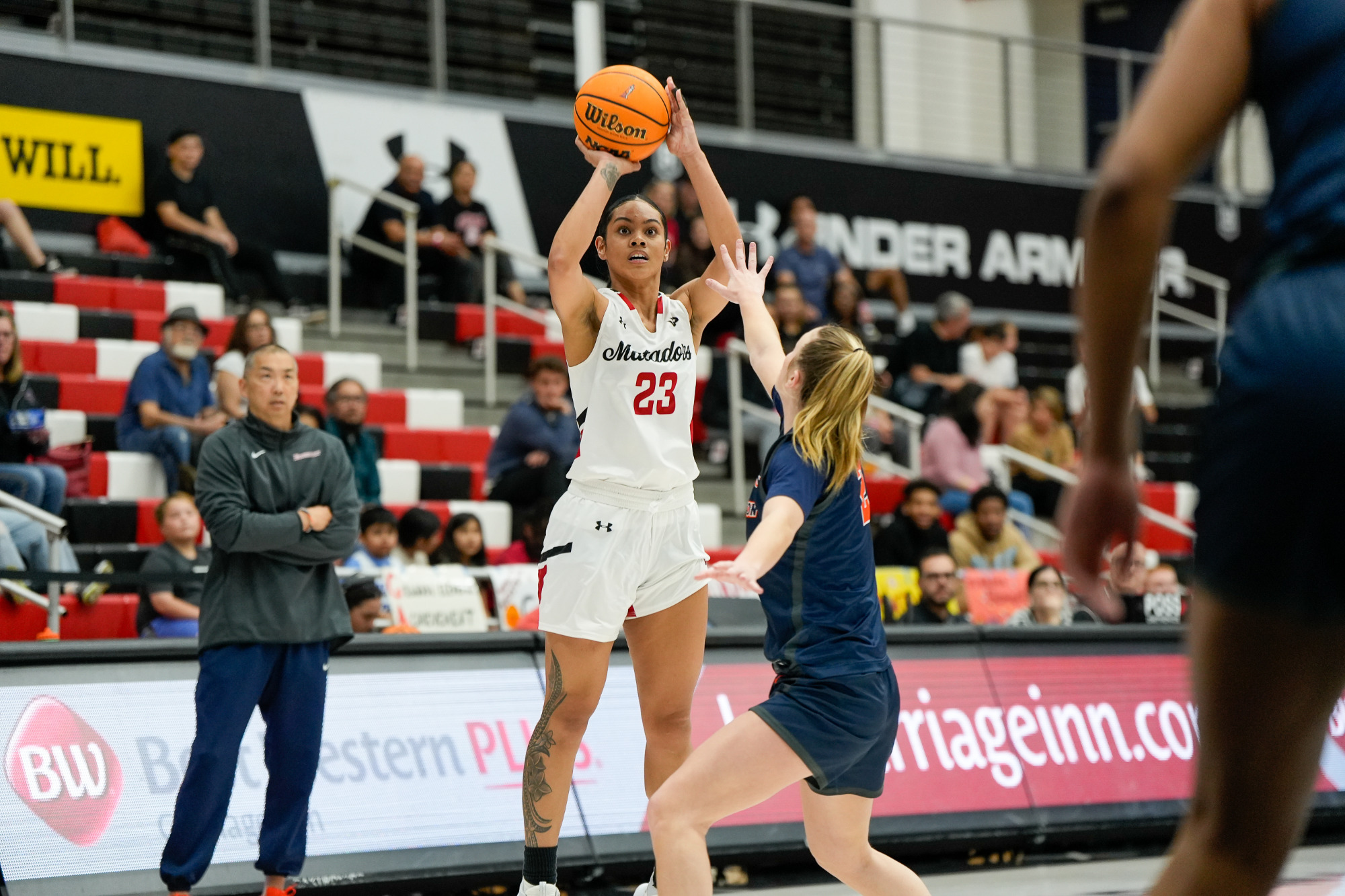 Talo Li-Uperesa - 2023-24 - Women's Basketball - CSUN Athletics