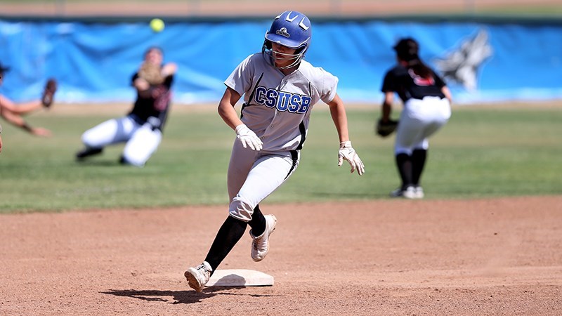 Thalia Ortiz - Softball - California State University of San Bernardino ...