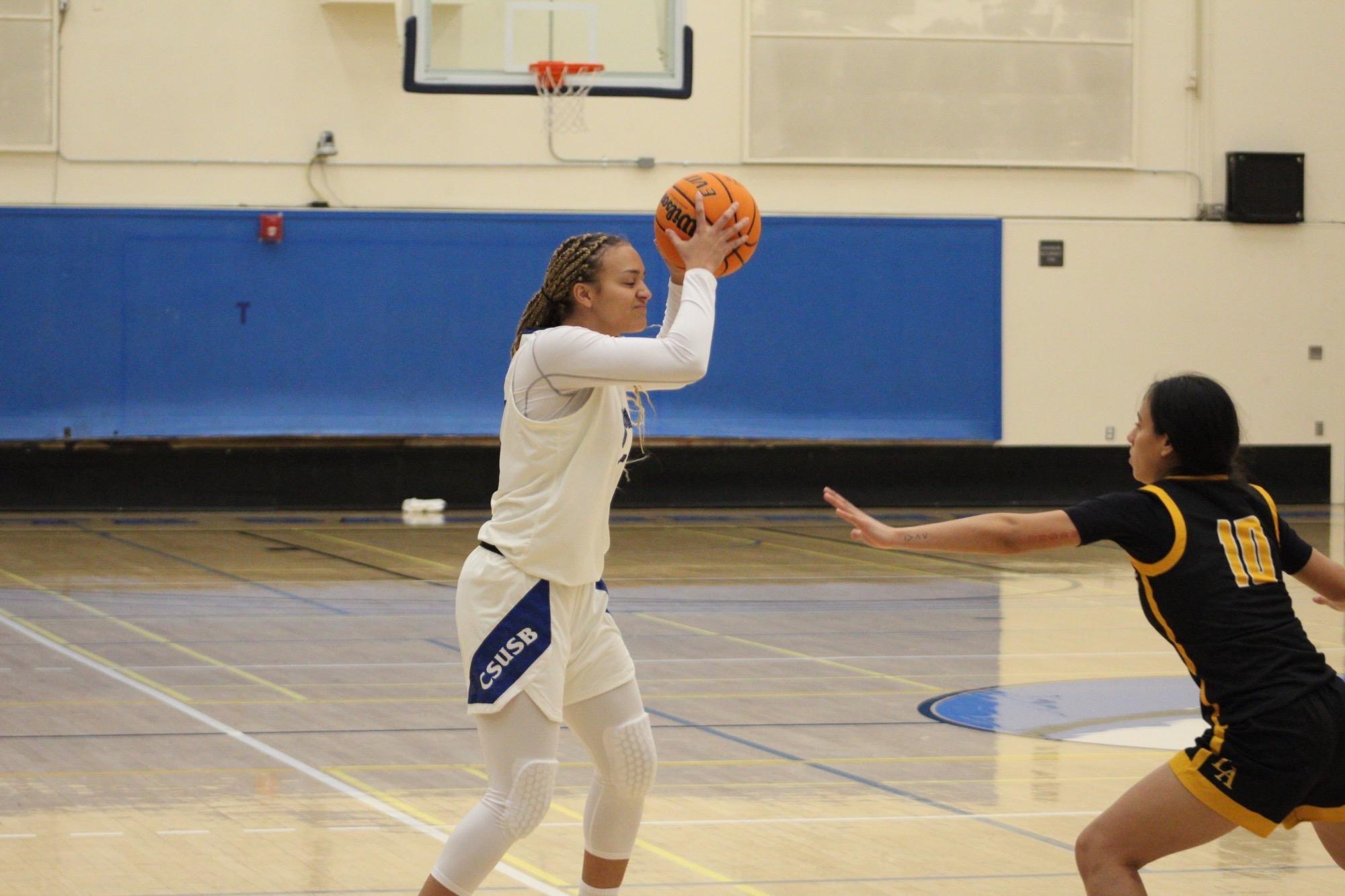 Kennedy Lindsey - Women's Basketball - California State University of ...