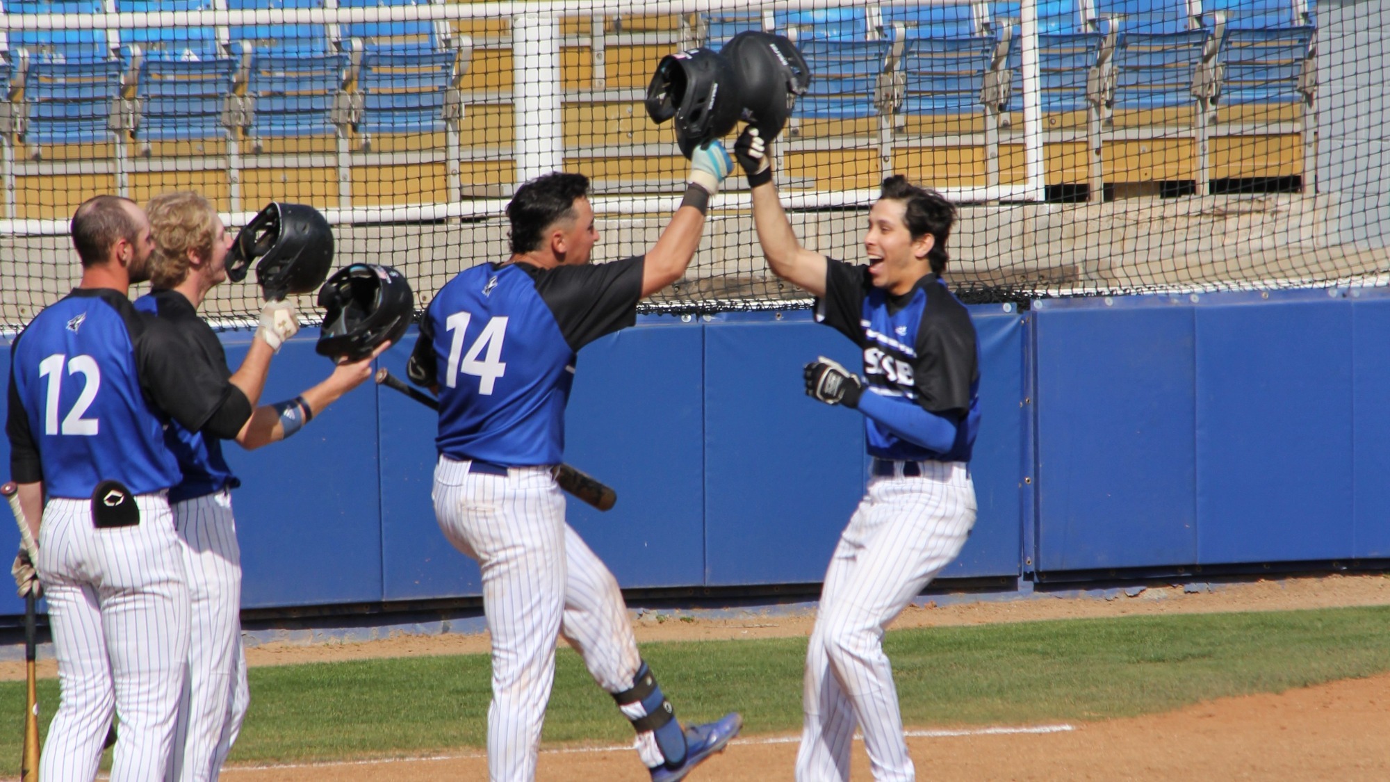 Yotes’ Offense Explodes For 25 Hits in Series Finale - California State ...