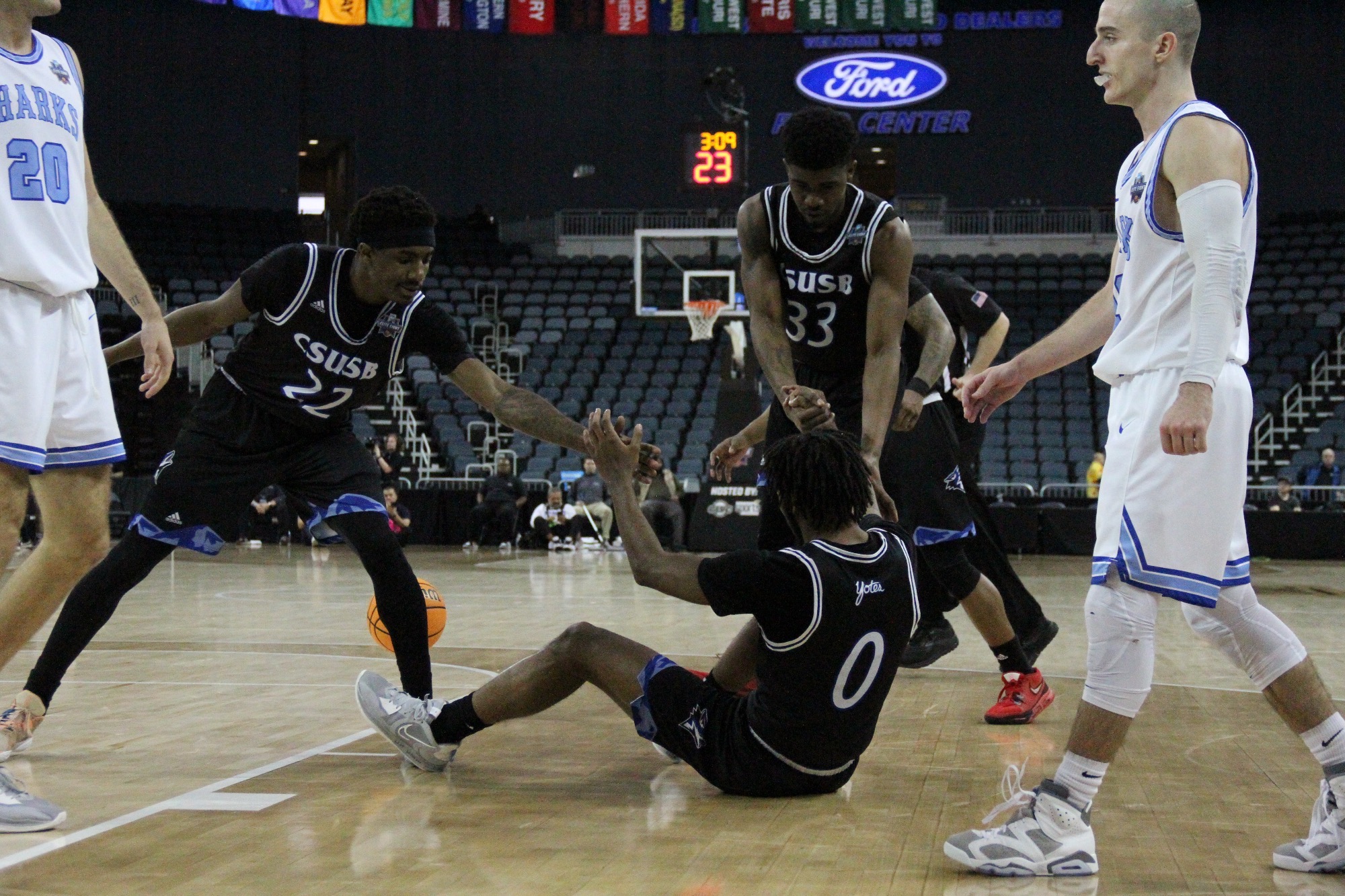Dontrell Shuler - Men's Basketball - California State University of San ...