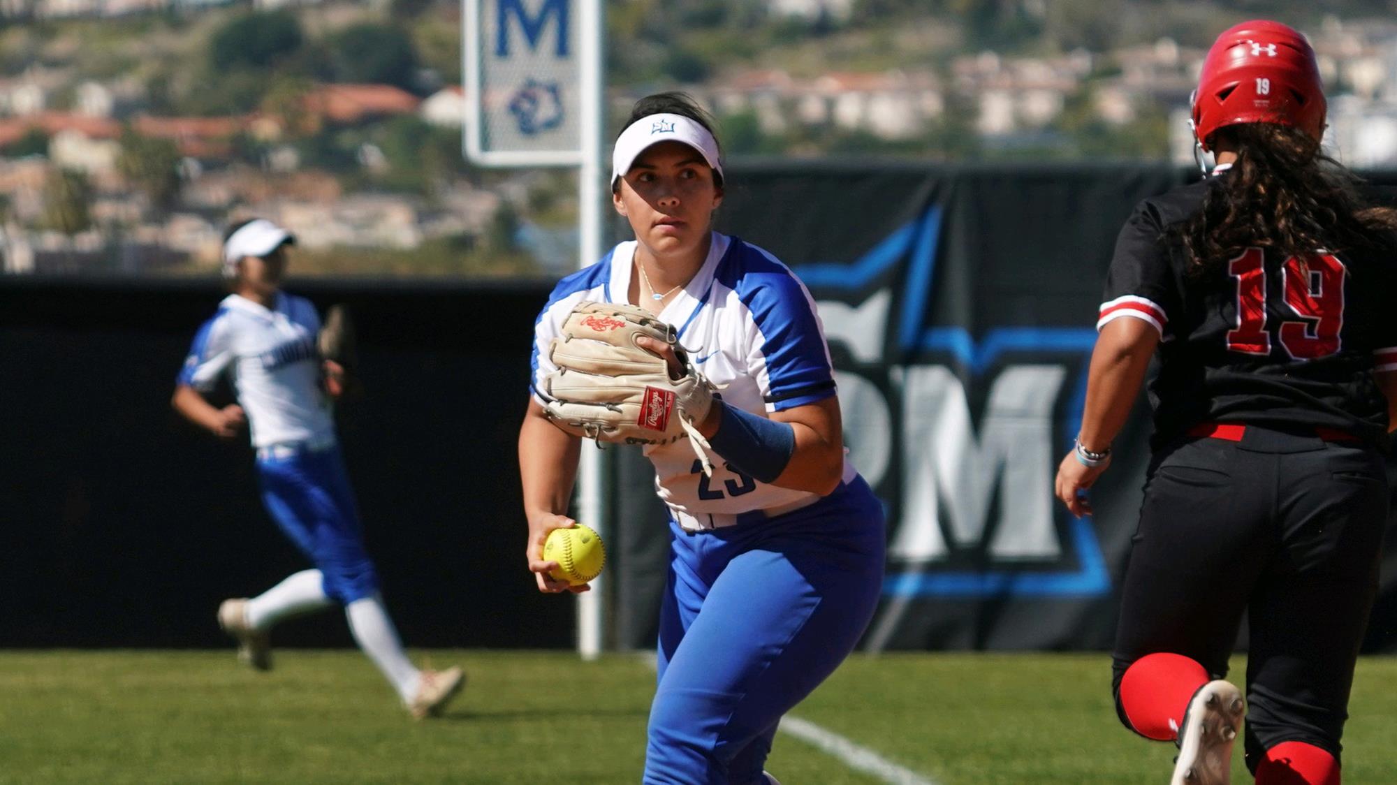 RV Cougars Open CSUEB Series With a Sweep - Cal State San Marcos Athletics