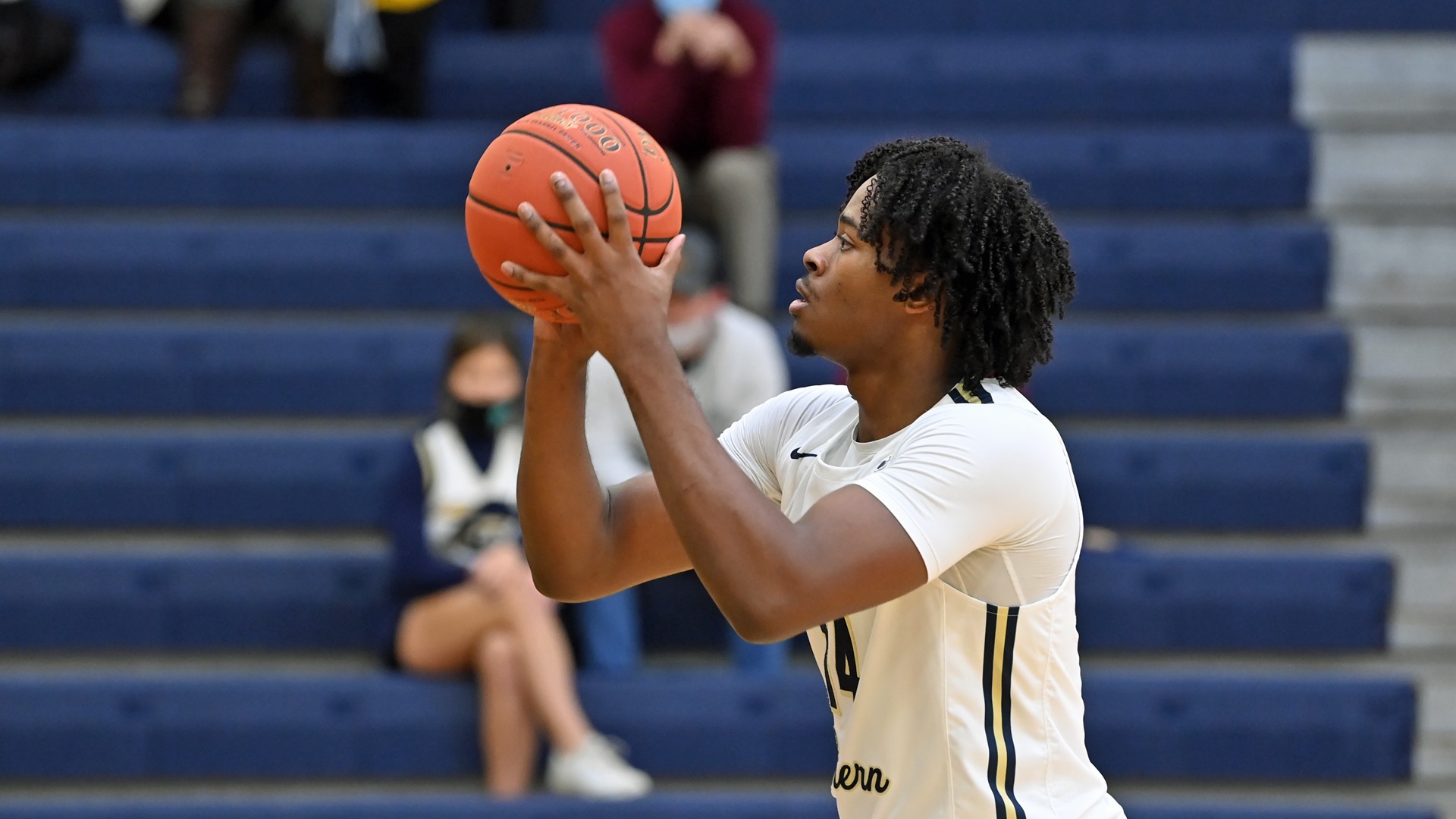 Taje' Kelly - 2024-25 - Men's Basketball - Charleston Southern University