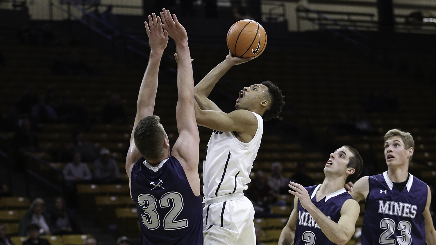 Deleon Brown - Men's Basketball - University of Colorado Athletics