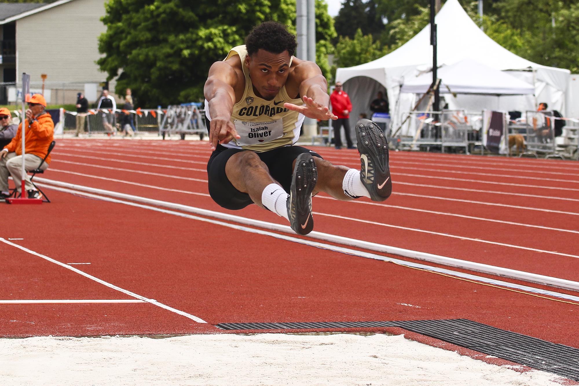 Isaiah Oliver - Track and Field - University of Colorado Athletics