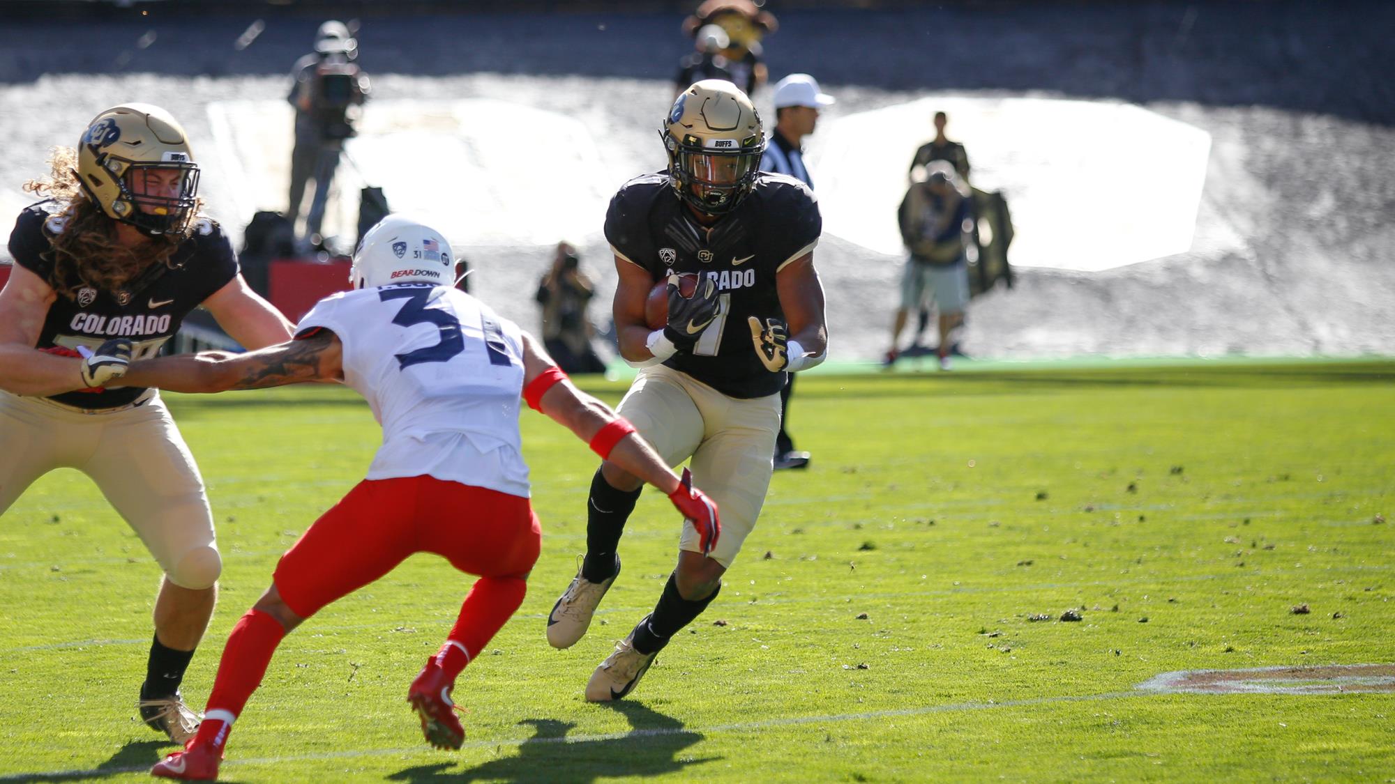 Jaren Mangham - Football - University of Colorado Athletics