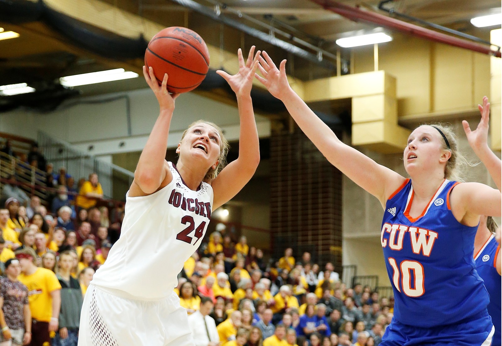Morgan Jahnke - Women's Basketball - Concordia University Chicago Athletics