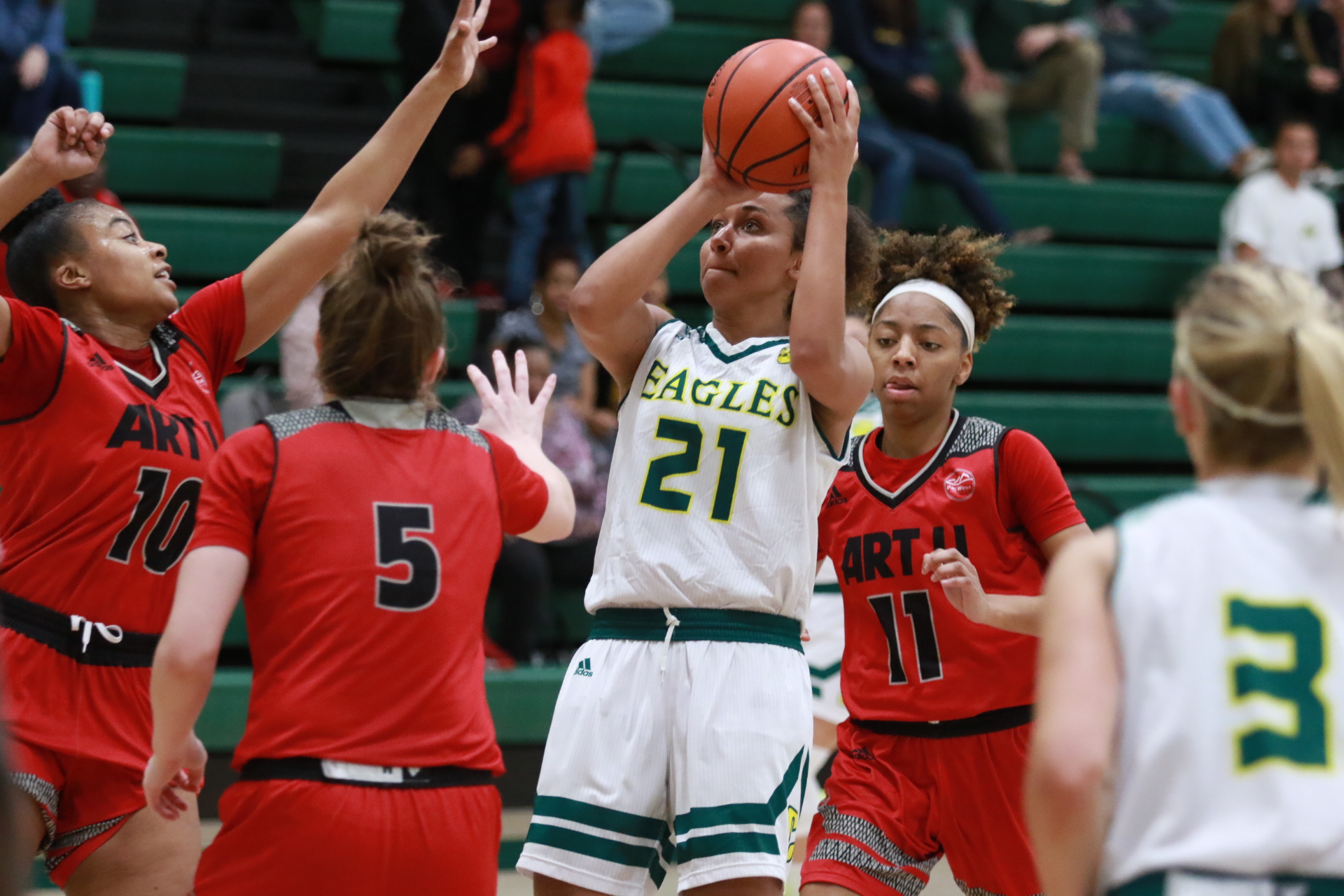 Francesca Wade-Sanchez - Women's Basketball - Concordia University ...