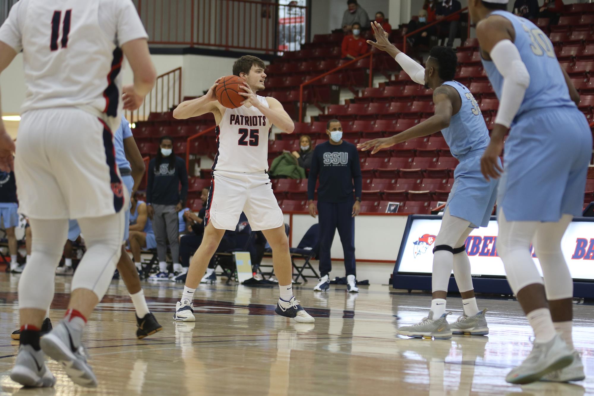 Austin Hall - Men's Basketball - University of the Cumberlands Athletics