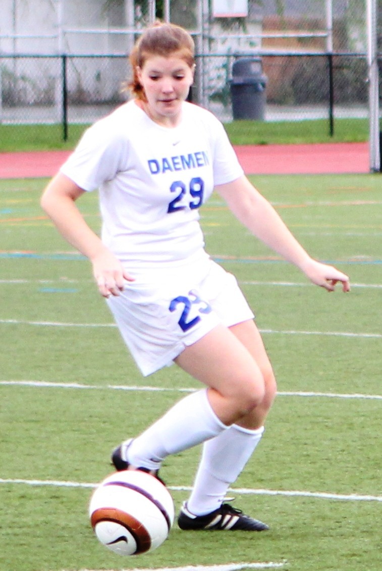 Hannah Fraser - Women's Soccer - Daemen University Athletics