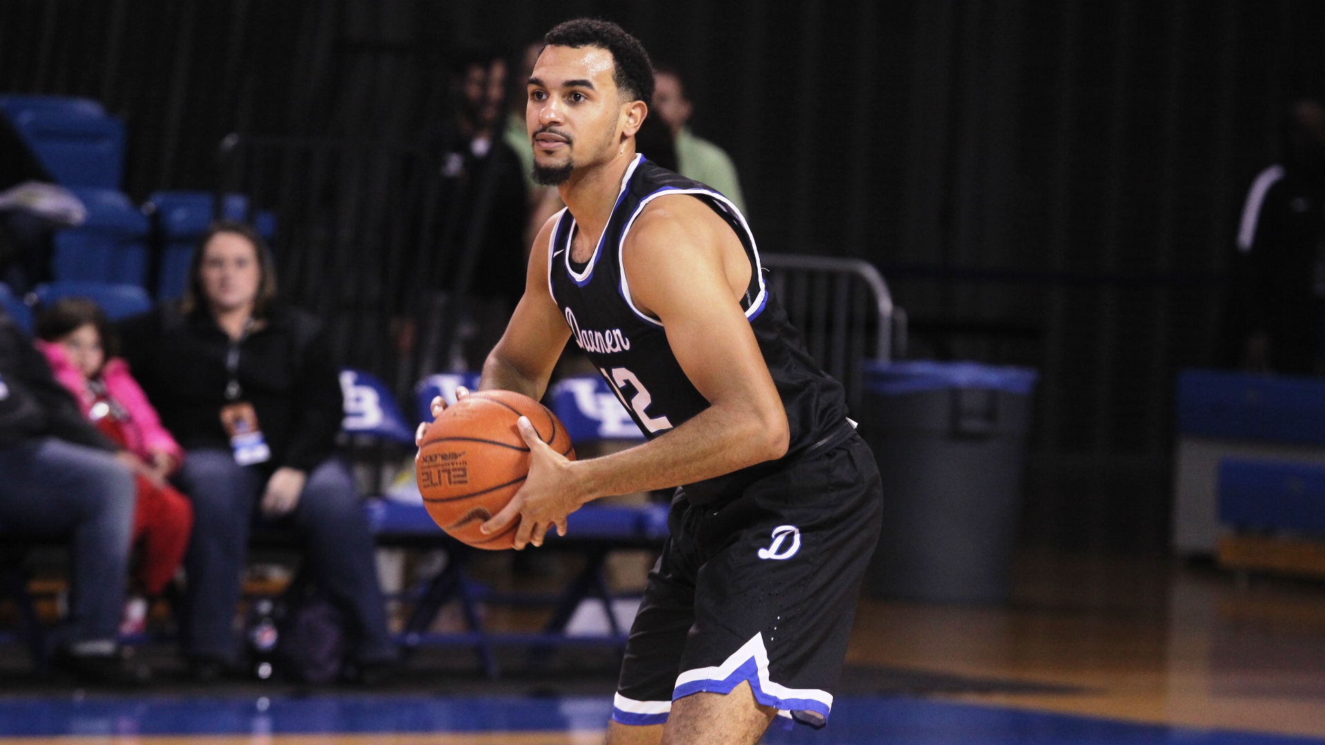 Darius Garvin - Men's Basketball - Daemen University Athletics