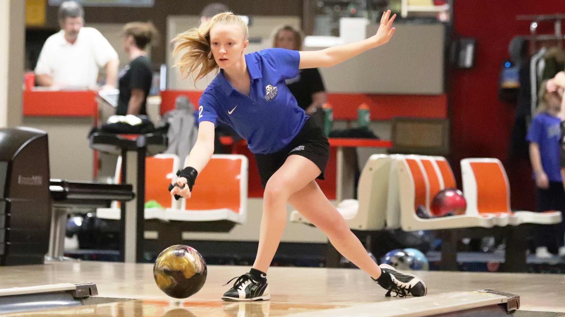 Christina Aldridge - Women's Bowling - Daemen University Athletics