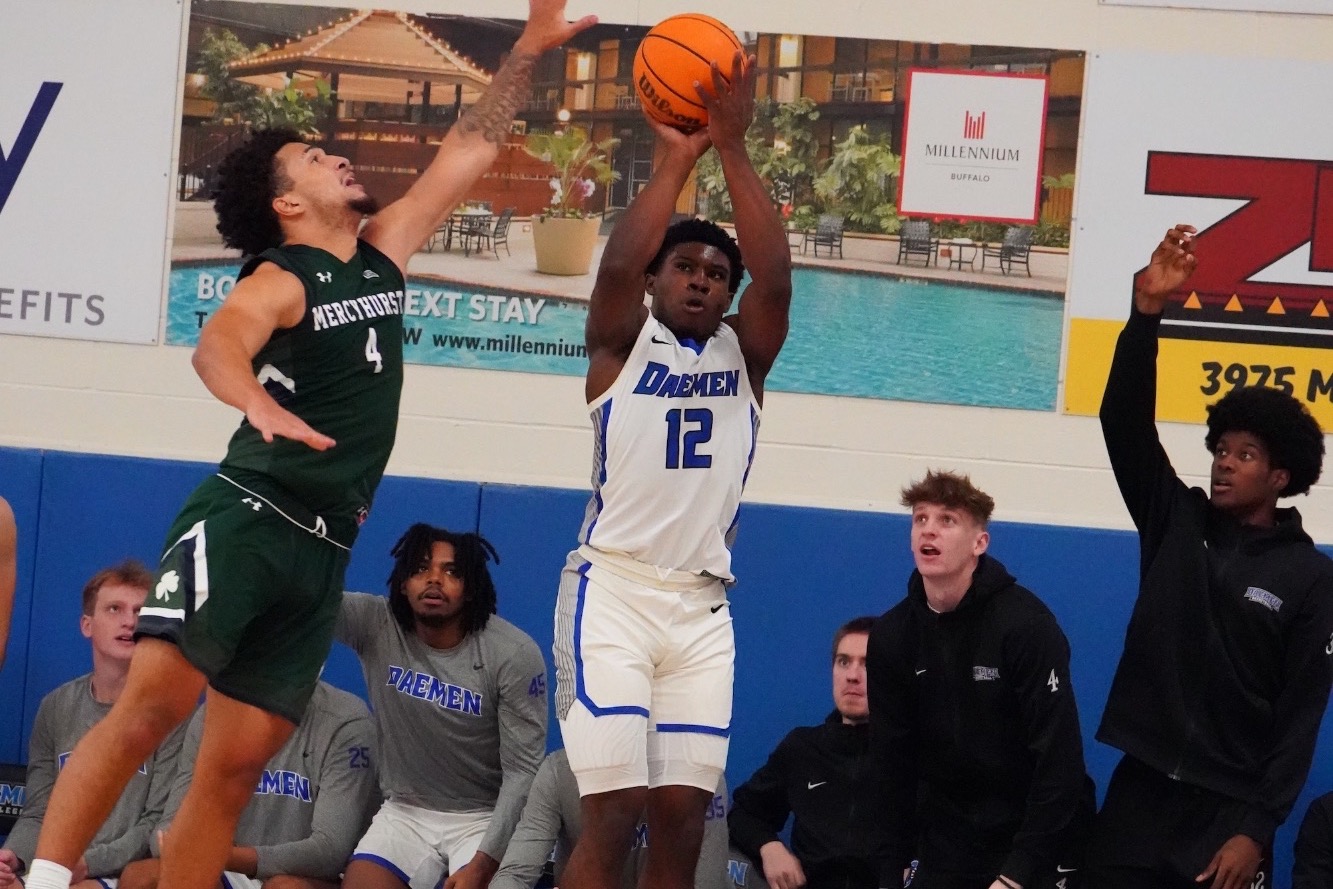 Dylan Fasoyiro - Men's Basketball - Daemen University Athletics