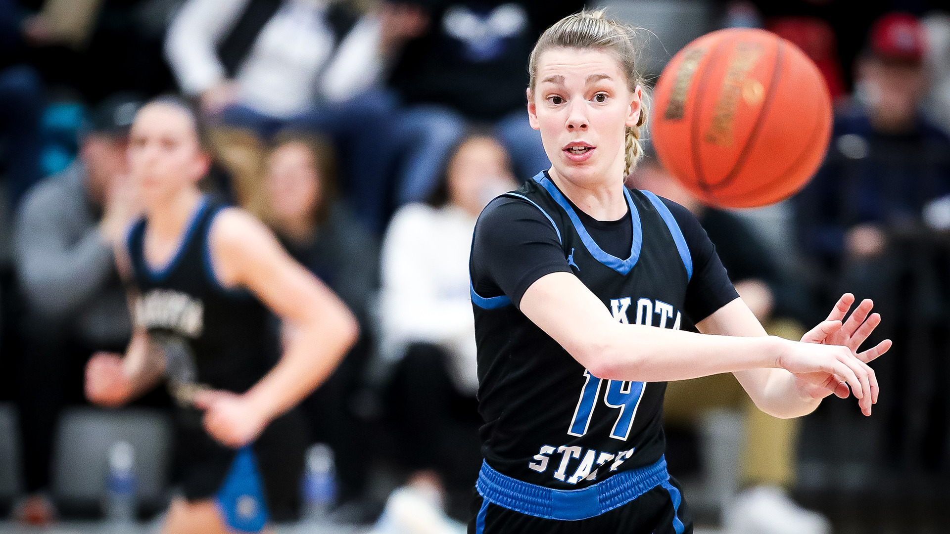 Savannah Walsdorf - 2023-24 - #9 Women's Basketball - Dakota State ...