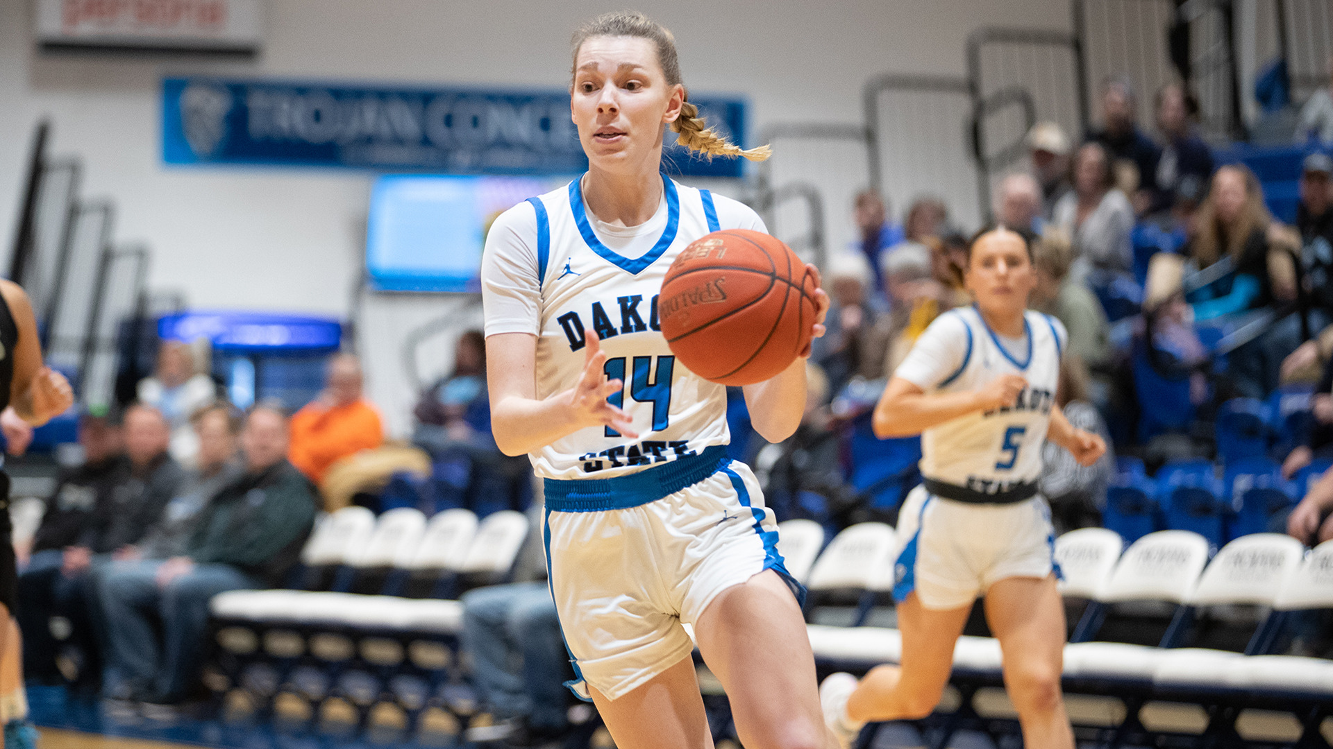 Savannah Walsdorf - 2023-24 - #9 Women's Basketball - Dakota State ...