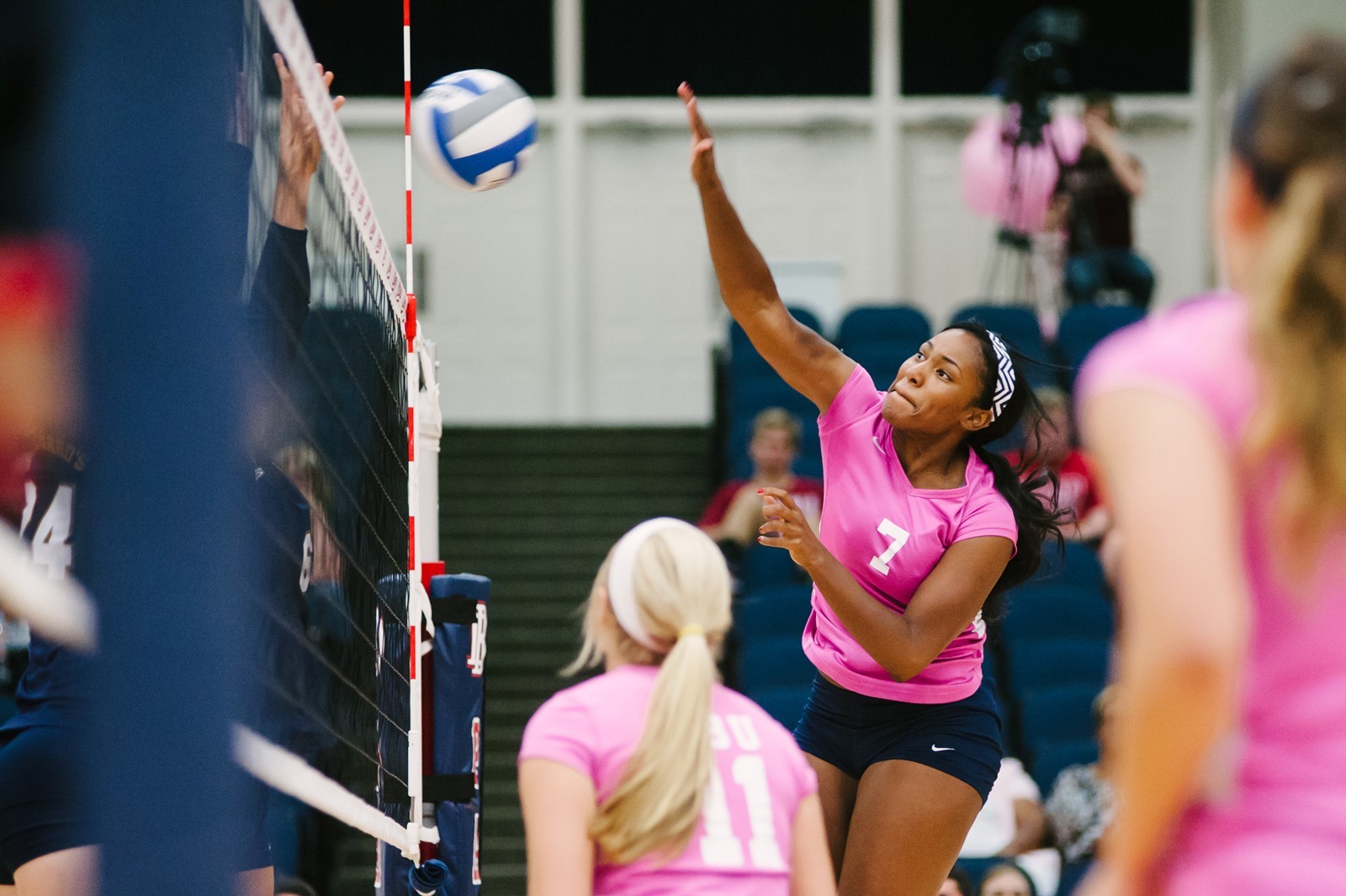 Tiara Gipson - Women's Volleyball - Dallas Baptist University Athletics
