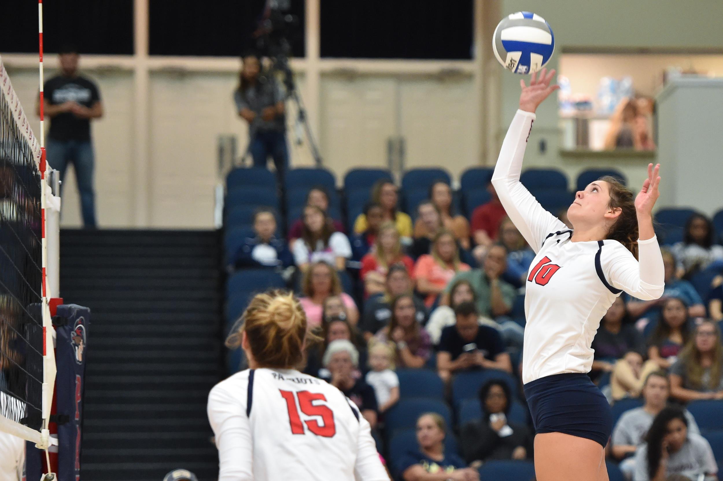 Madeline Dolberry - Women's Volleyball - Dallas Baptist University ...