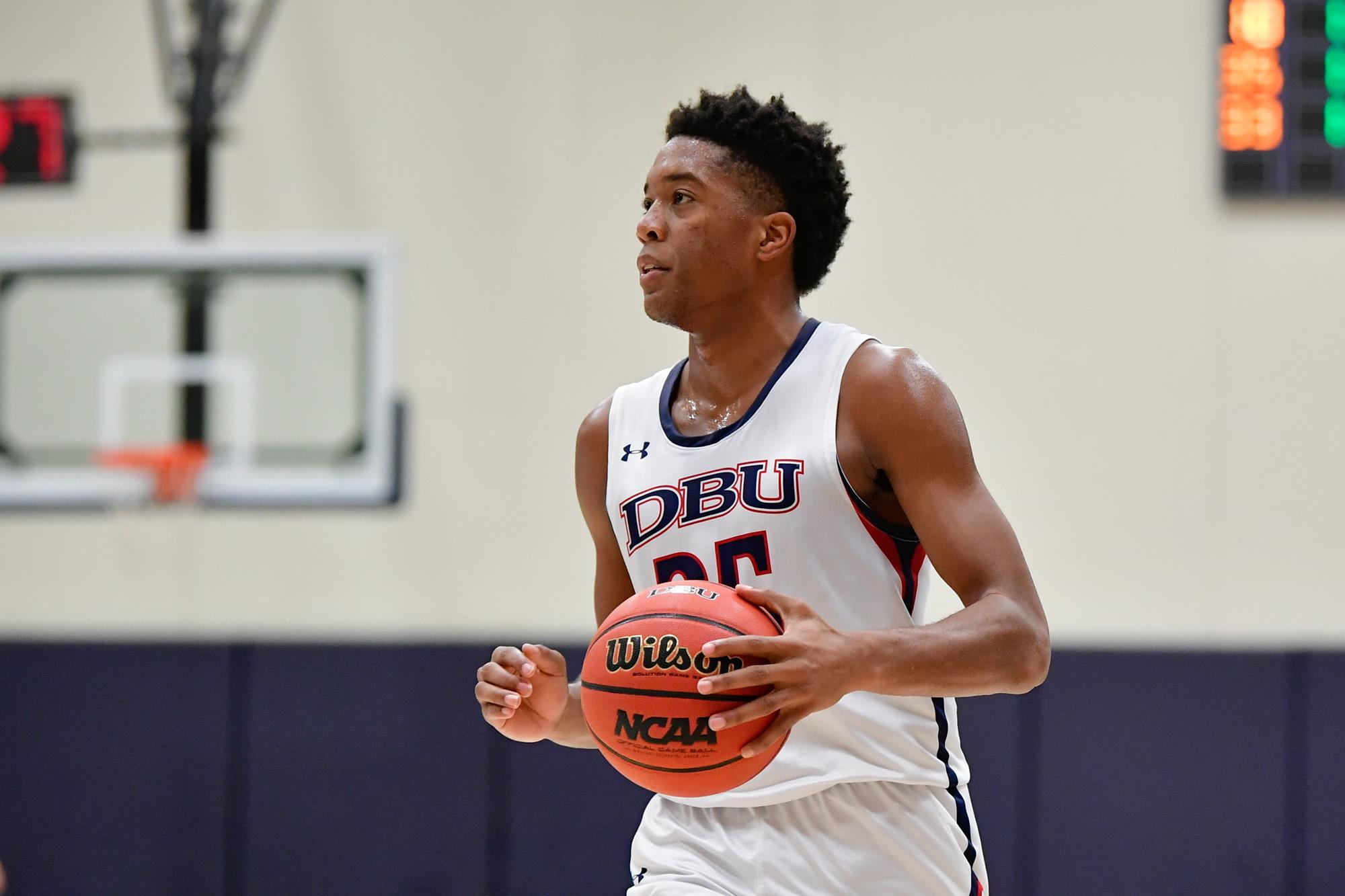 Patriots March to Fifth Straight Win, Defeat MSU 79-69 - Dallas Baptist ...