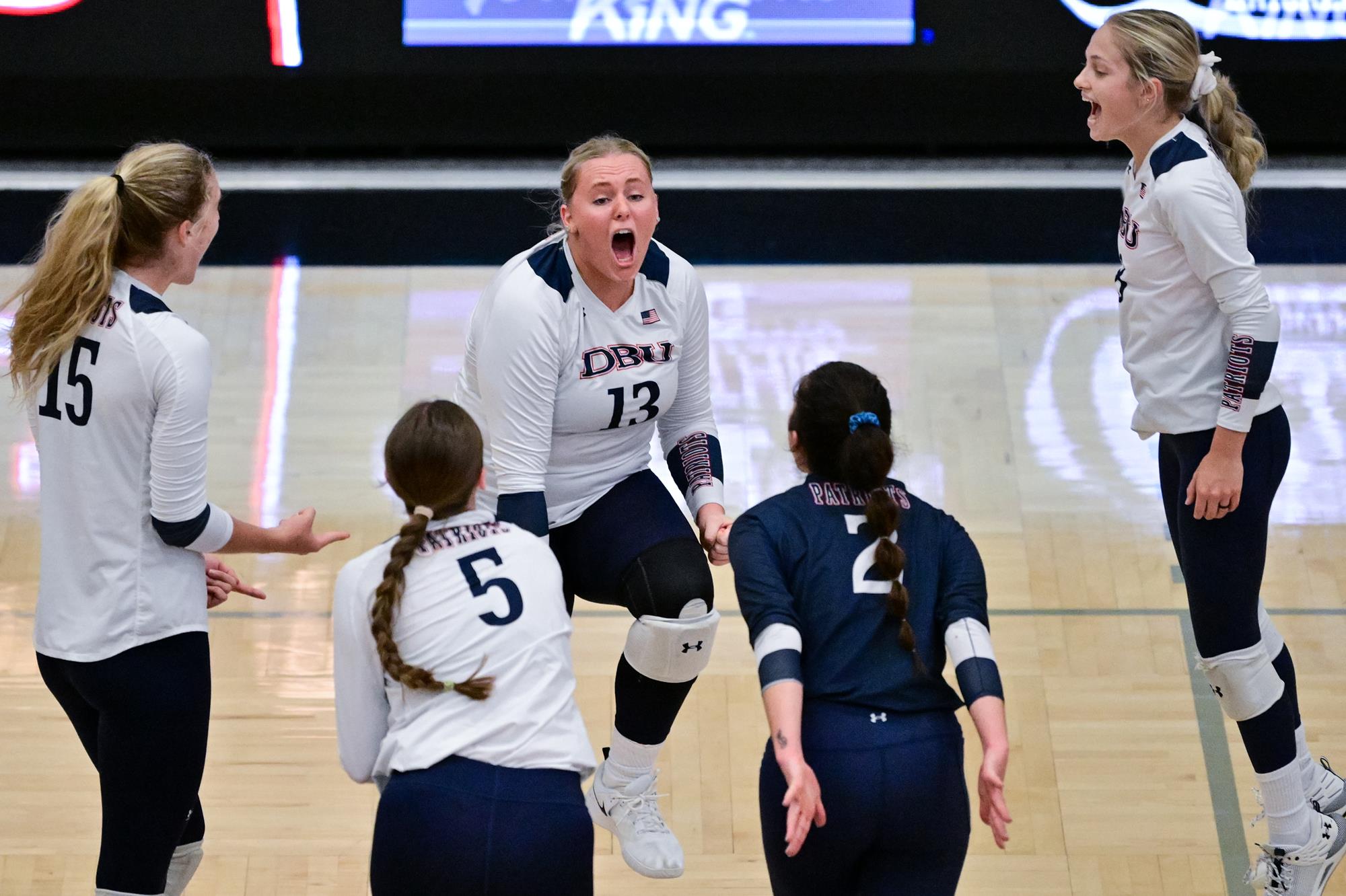 Lauryn Burt - Women's Volleyball - Dallas Baptist University Athletics