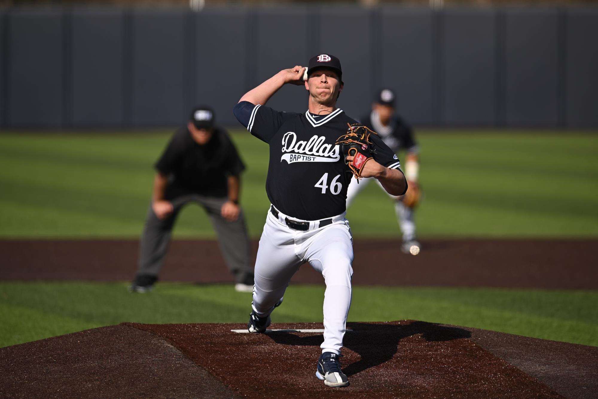 Heaton Throws Gem, DBU Completes Sweep of UAB - Dallas Baptist ...