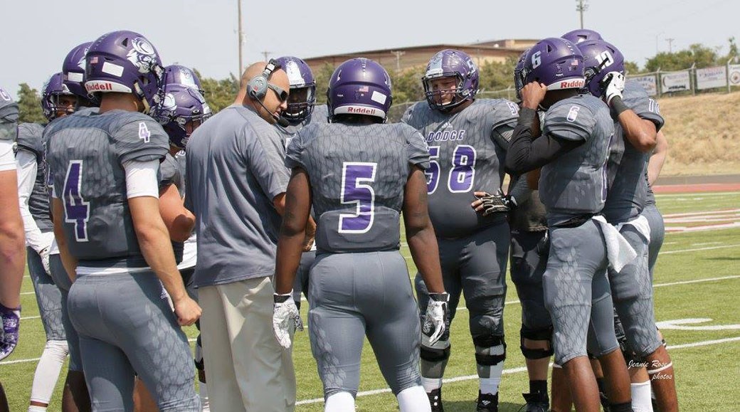 13 Conqs Awarded All-Conference Honors - Dodge City Community College ...