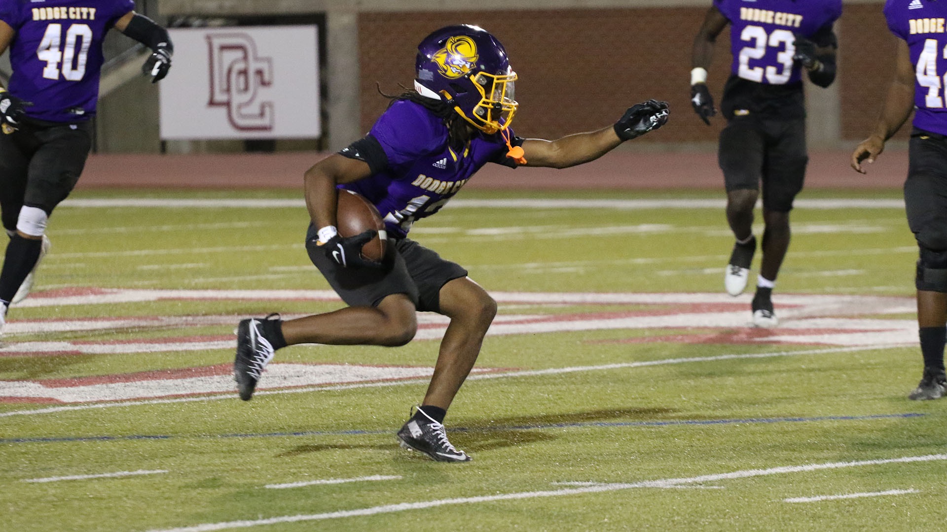 Football Unable to Stop #1 Hutchinson On the Road - Dodge City ...