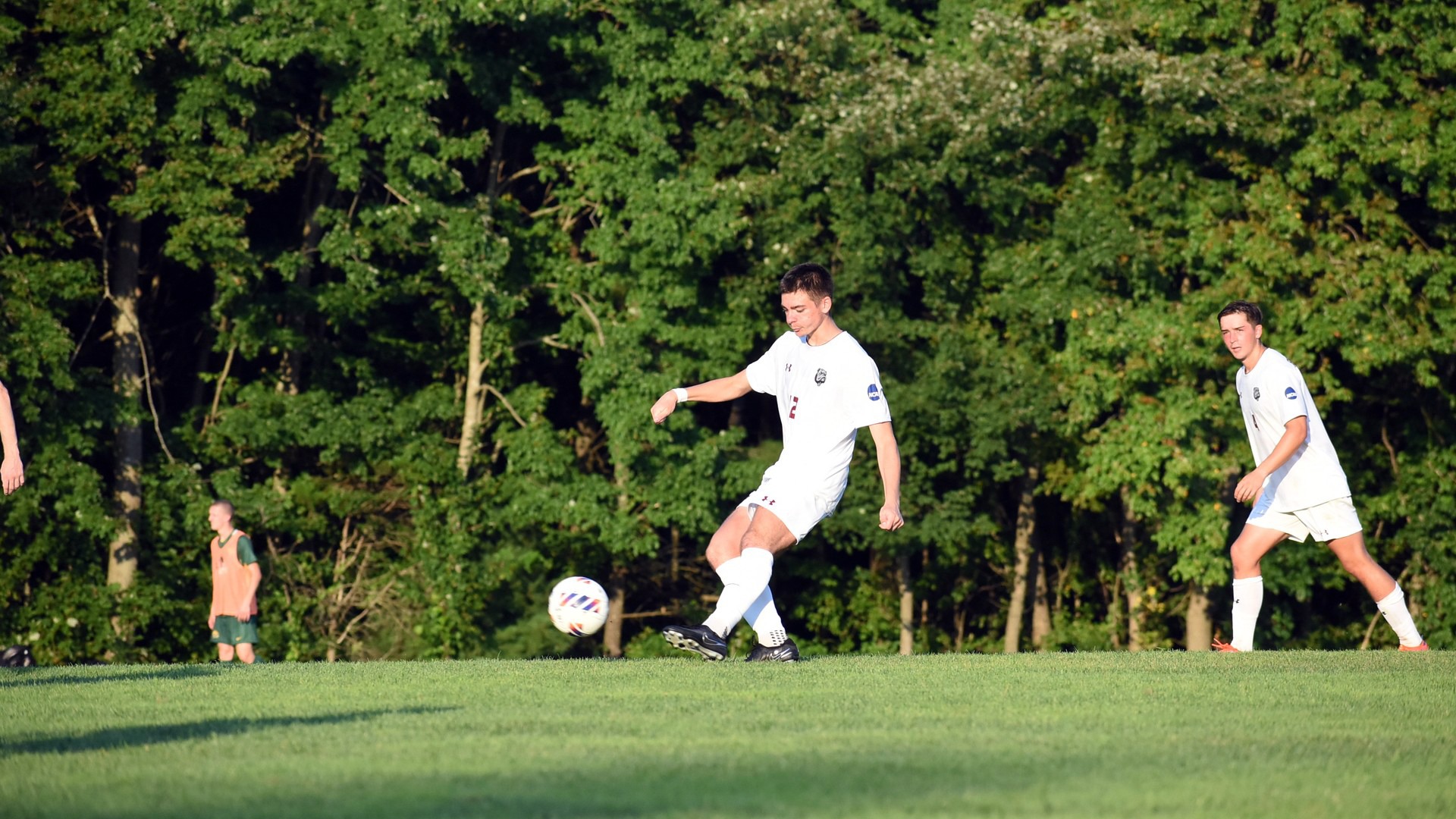 Men's Soccer Outlasted by Regis, 1-0 - Dean College