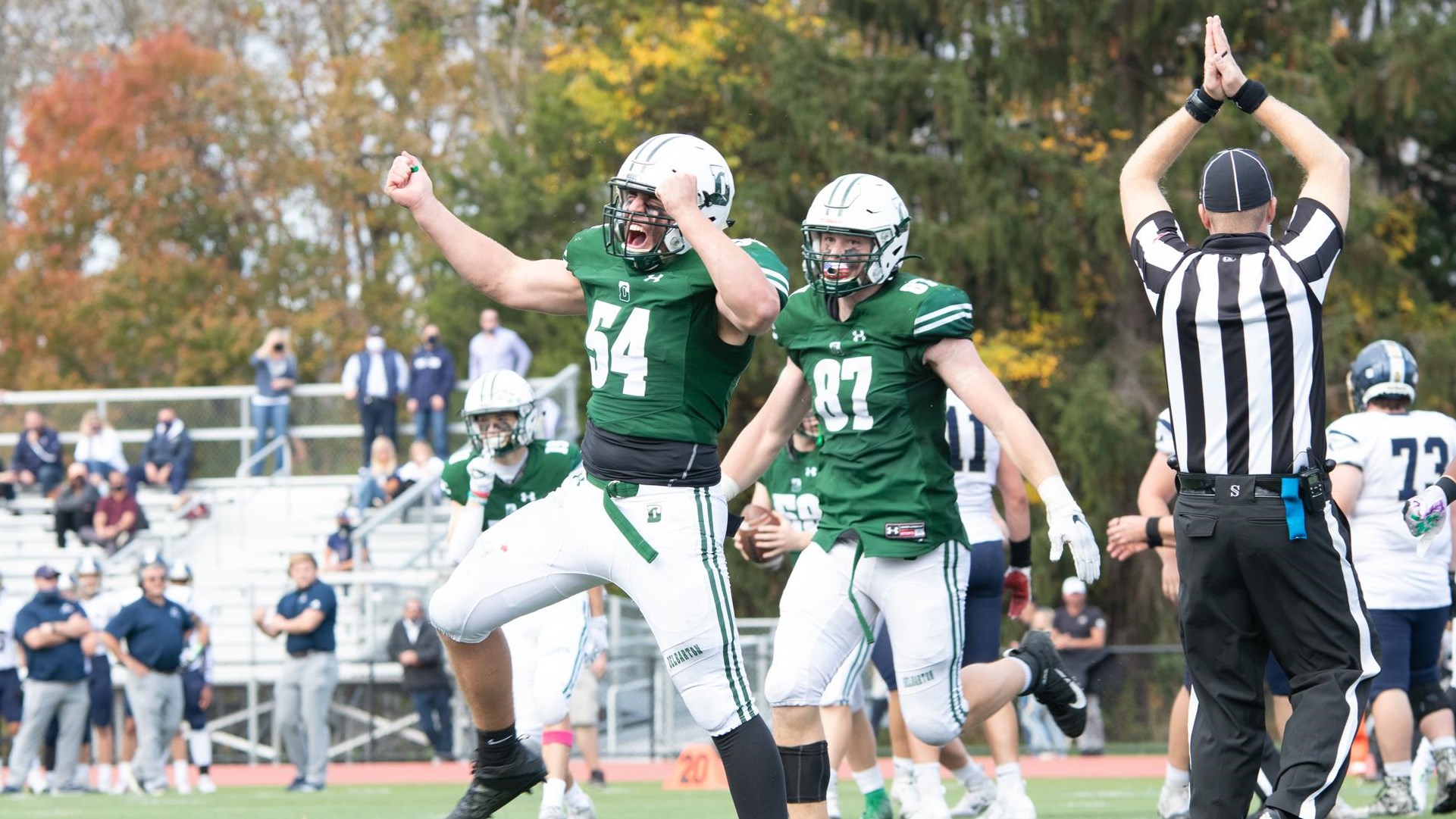 Delbarton Improves To 4-0, Defeats Pope John 33-2 - Delbarton Athletics