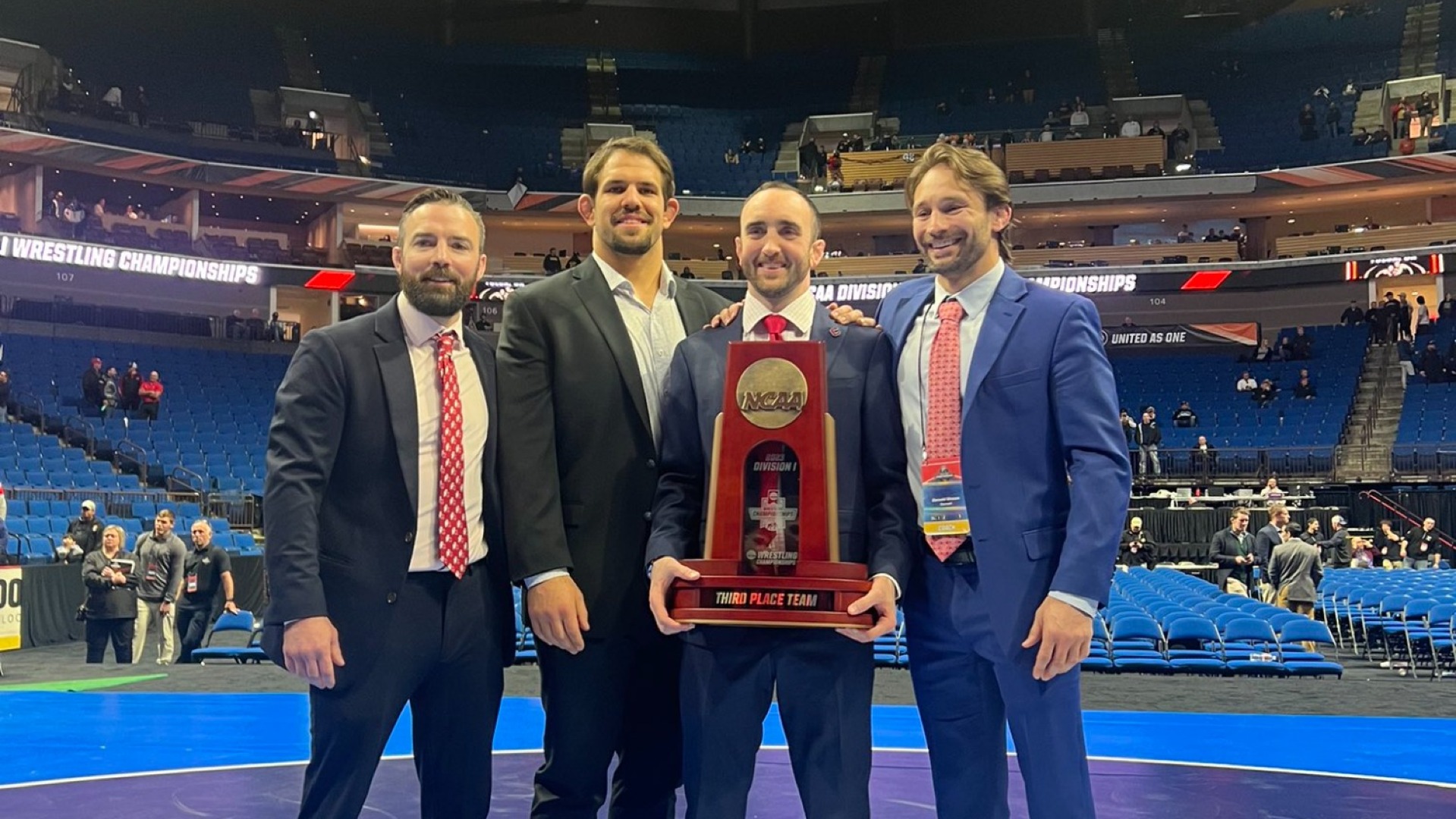 Mike Grey '06 Named 2023 Wrestling Coach of the Year - Delbarton Athletics