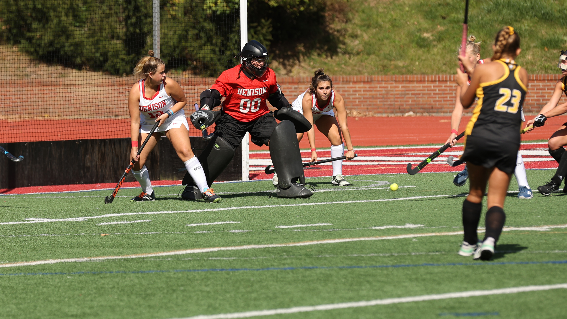 Hunt’s fourth-quarter goal leads Big Red to third shutout win in a row ...