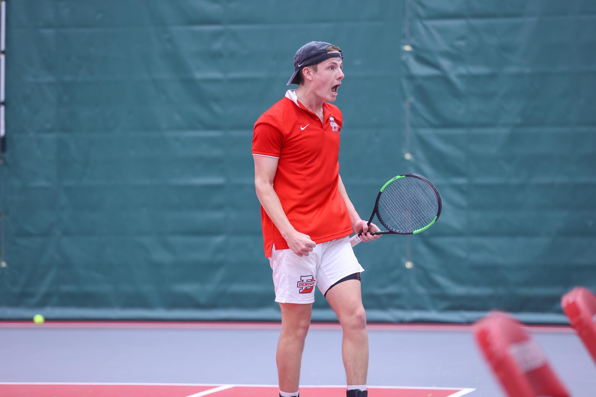 No. 14 men’s tennis beats another ranked team; pushes winning streak to ...