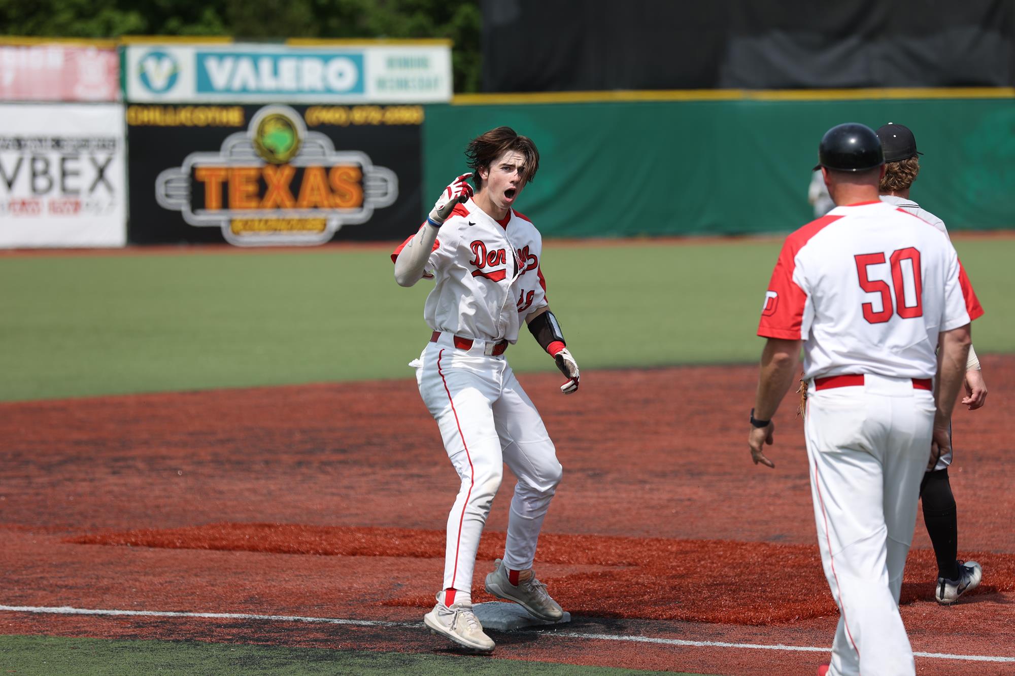 No. 19 Denison doubles up DePauw 10-5 to open NCAC Tourney - Denison ...