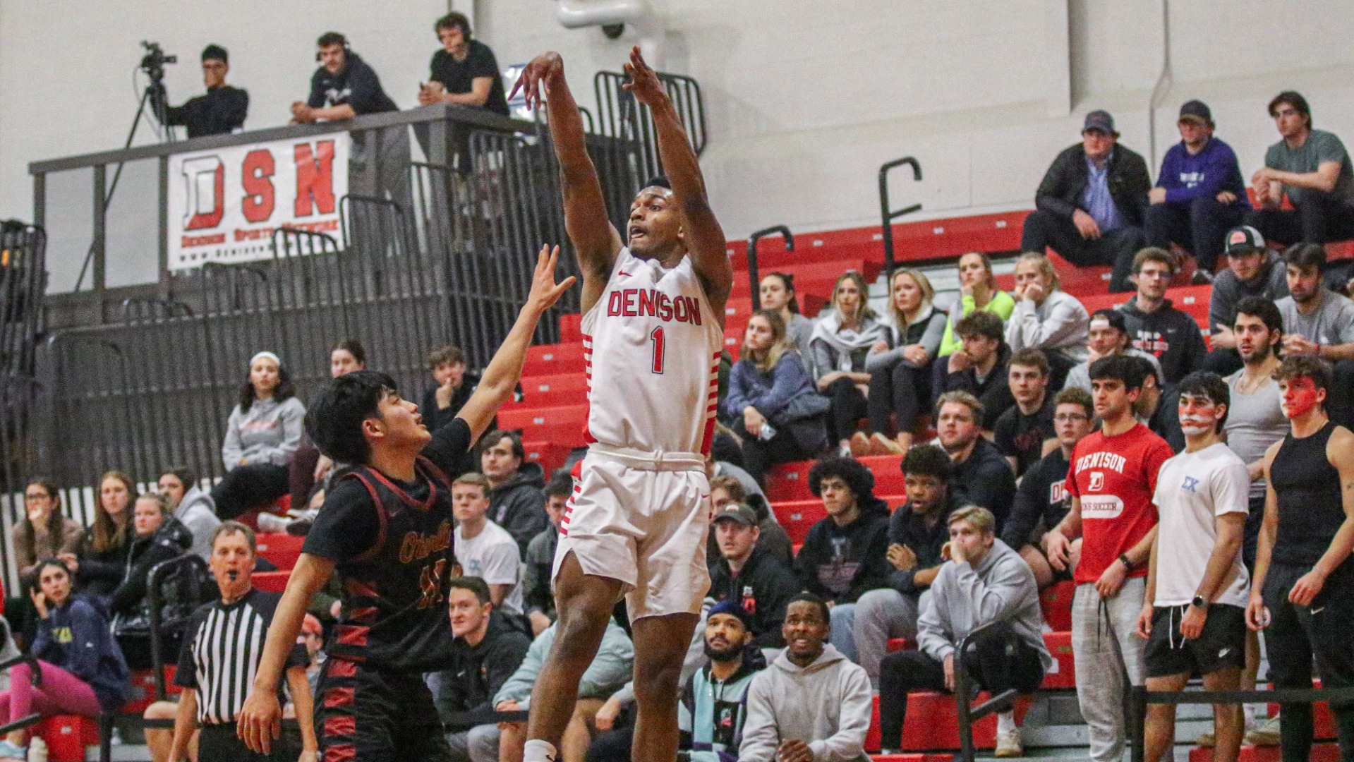 Sharp-shooting Big Red take down Oberlin in NCAC Quarterfinals ...