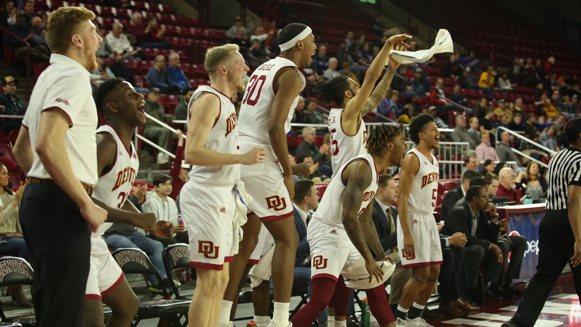 Pioneers Put on Show in Win against Leathernecks - University of Denver ...