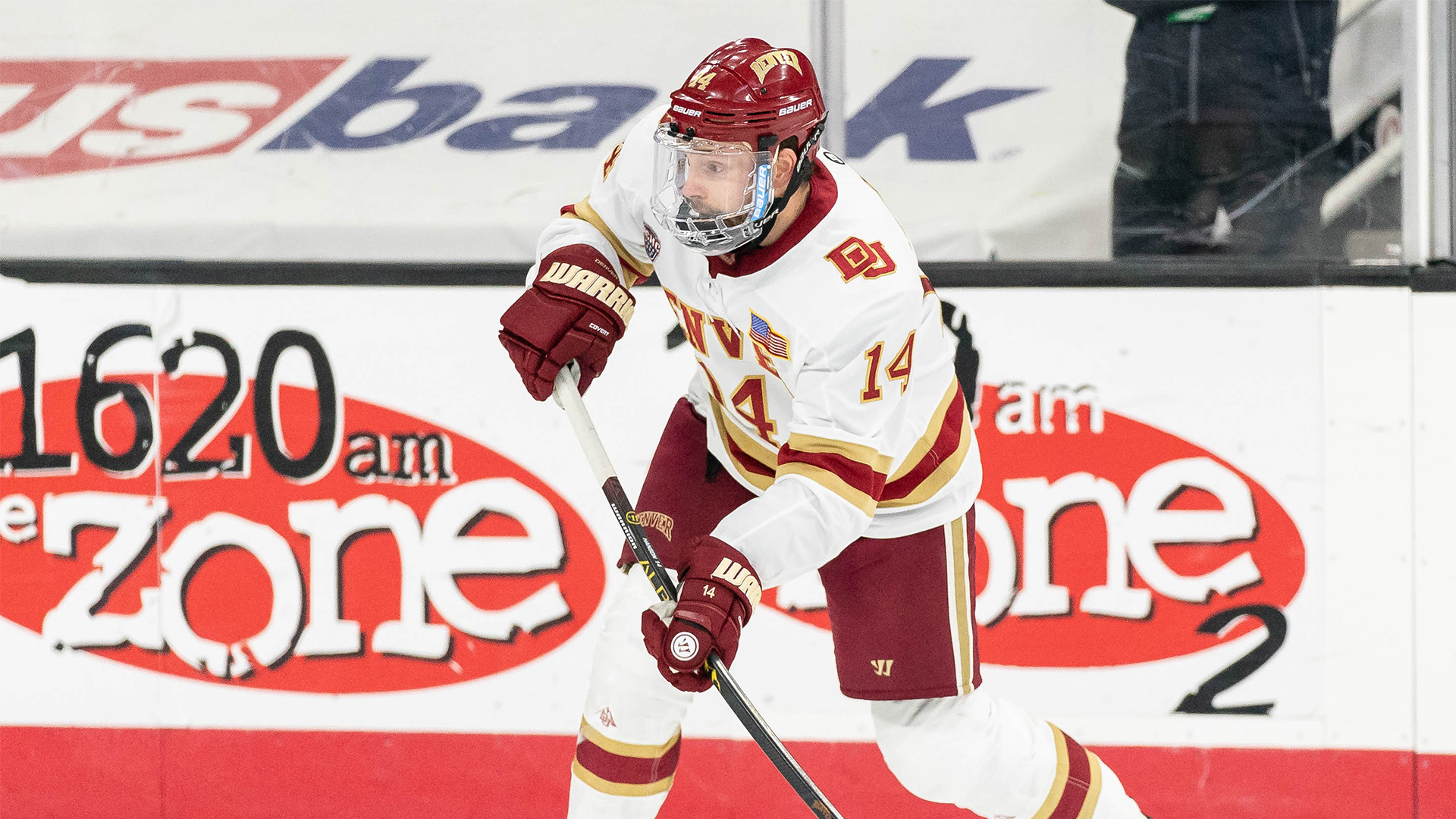 Bo Hanson - Men's Ice Hockey - University of Denver Athletics