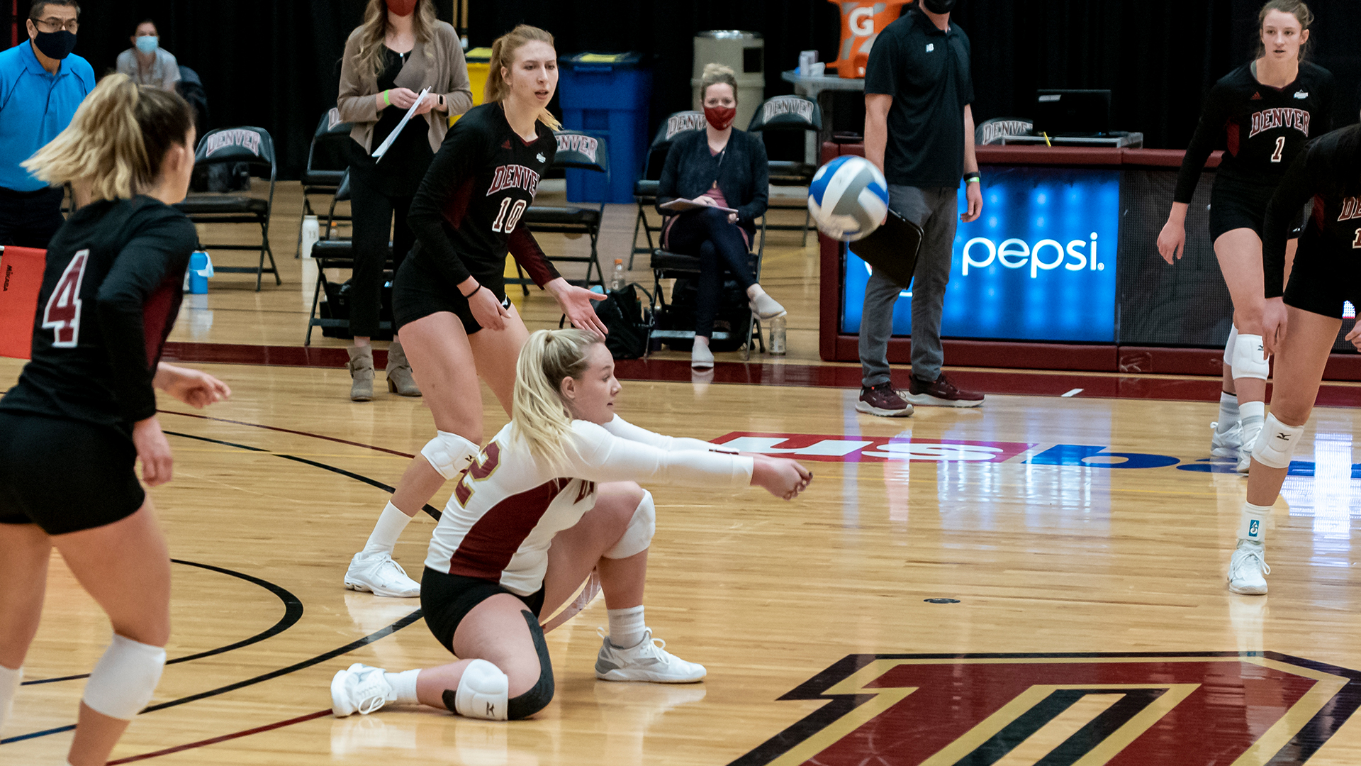 Macy Carrabine - Women's Volleyball - University of Denver Athletics