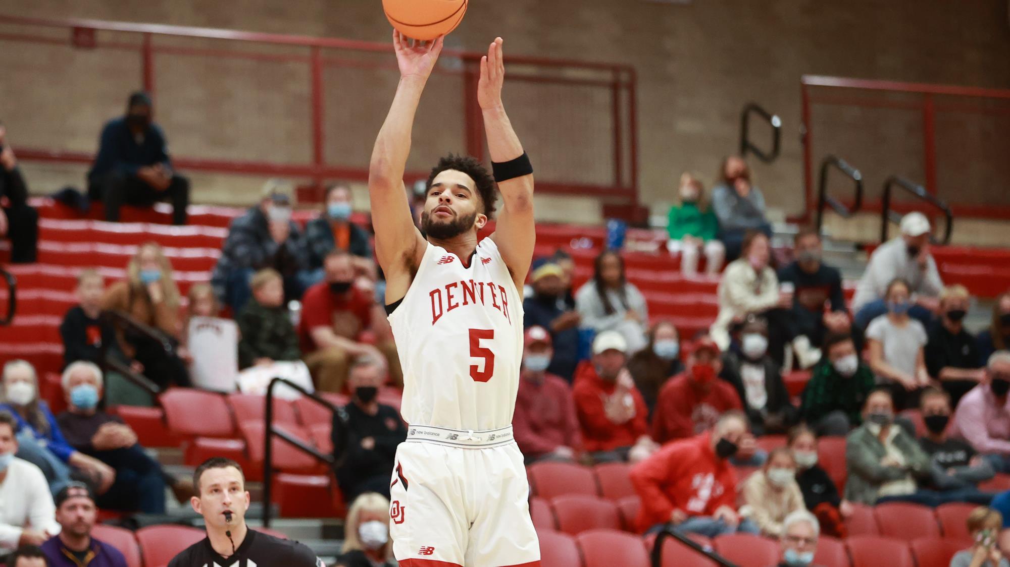 Coban Porter - Men's Basketball - University of Denver Athletics