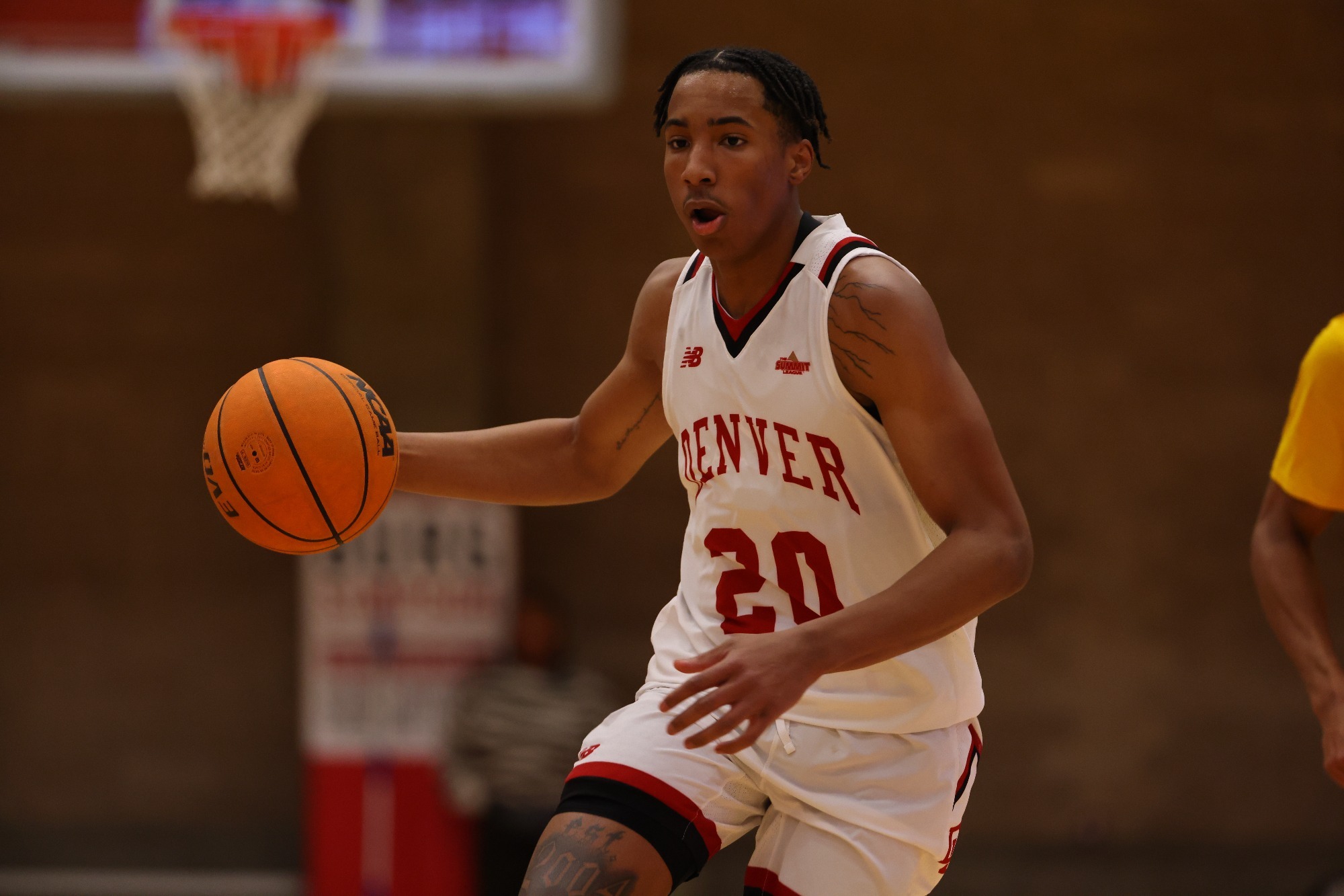 Five Pioneers score in double digits in Denver's 86-68 win against ...
