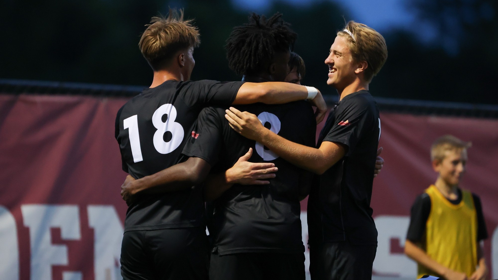 [RV/23] Denver Downs [11/17] SMU, 3-1 - University of Denver Athletics