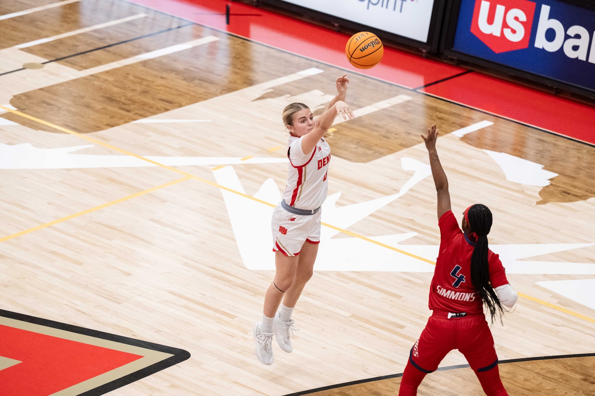 Emma Smith - Women's Basketball - University of Denver Athletics