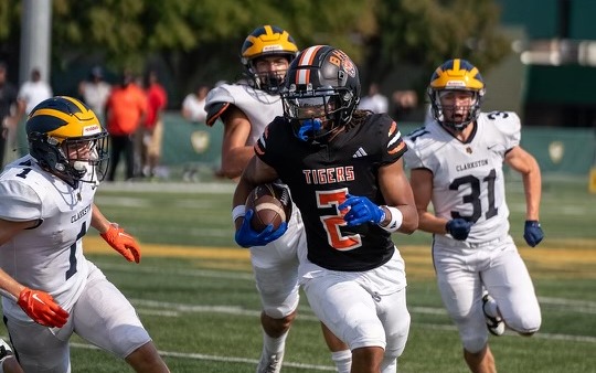 A Look Back at Detroit’s Boxing Legacy in the Golden Gloves Tournaments ...