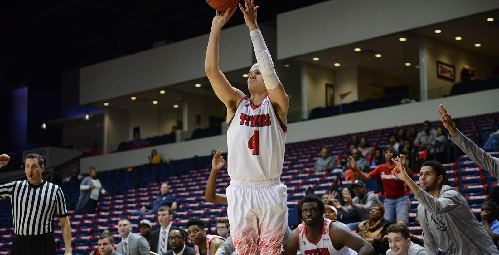 DeShawndre Black - Men's Basketball - University of Detroit Mercy Athletics