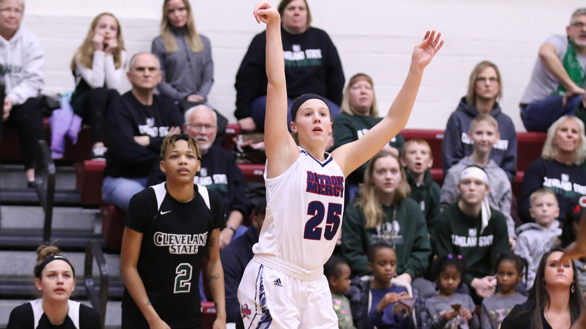 Lexey Tobel - Women's Basketball - University of Detroit Mercy Athletics