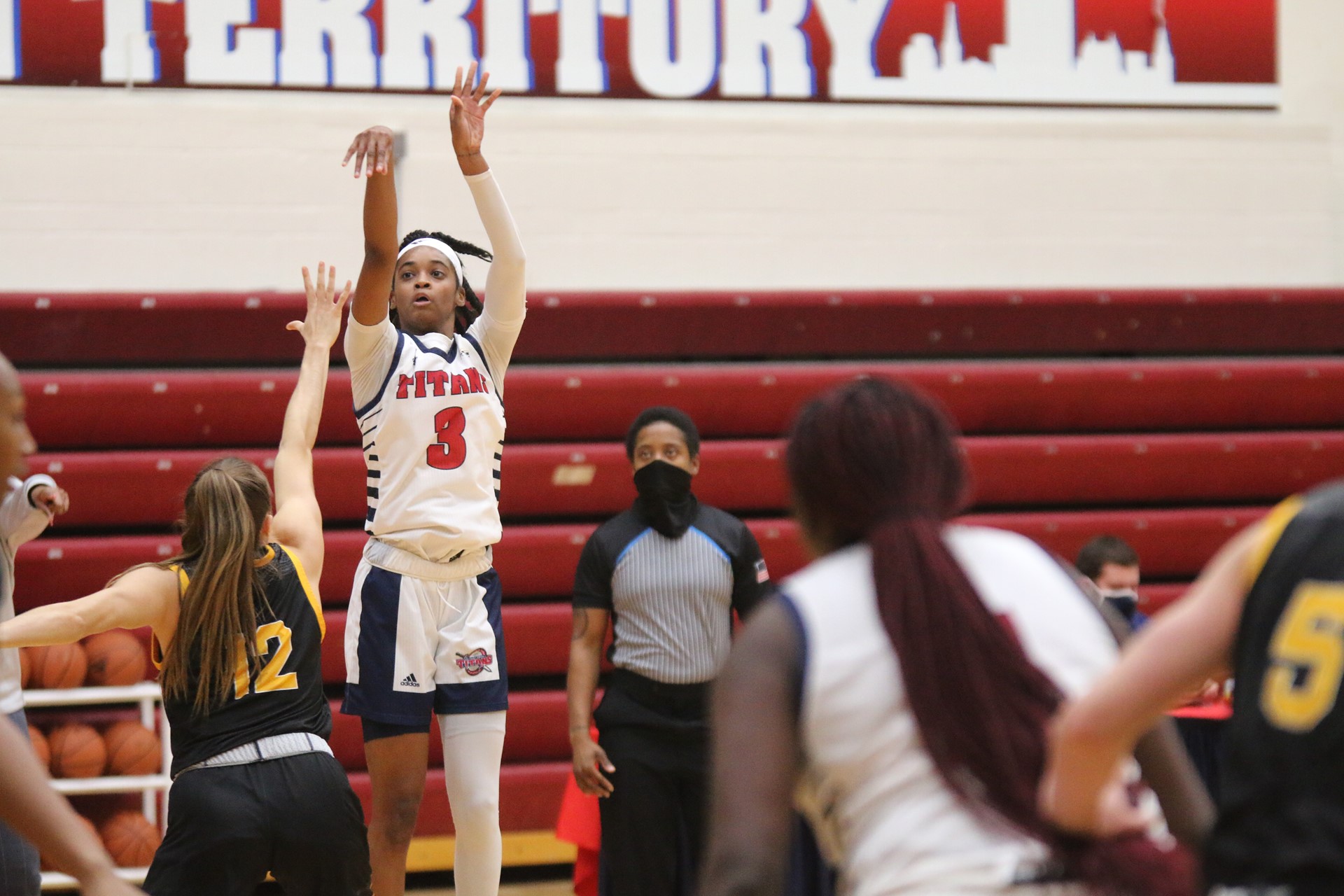 Brandi Washington - Women's Basketball - University of Detroit Mercy ...