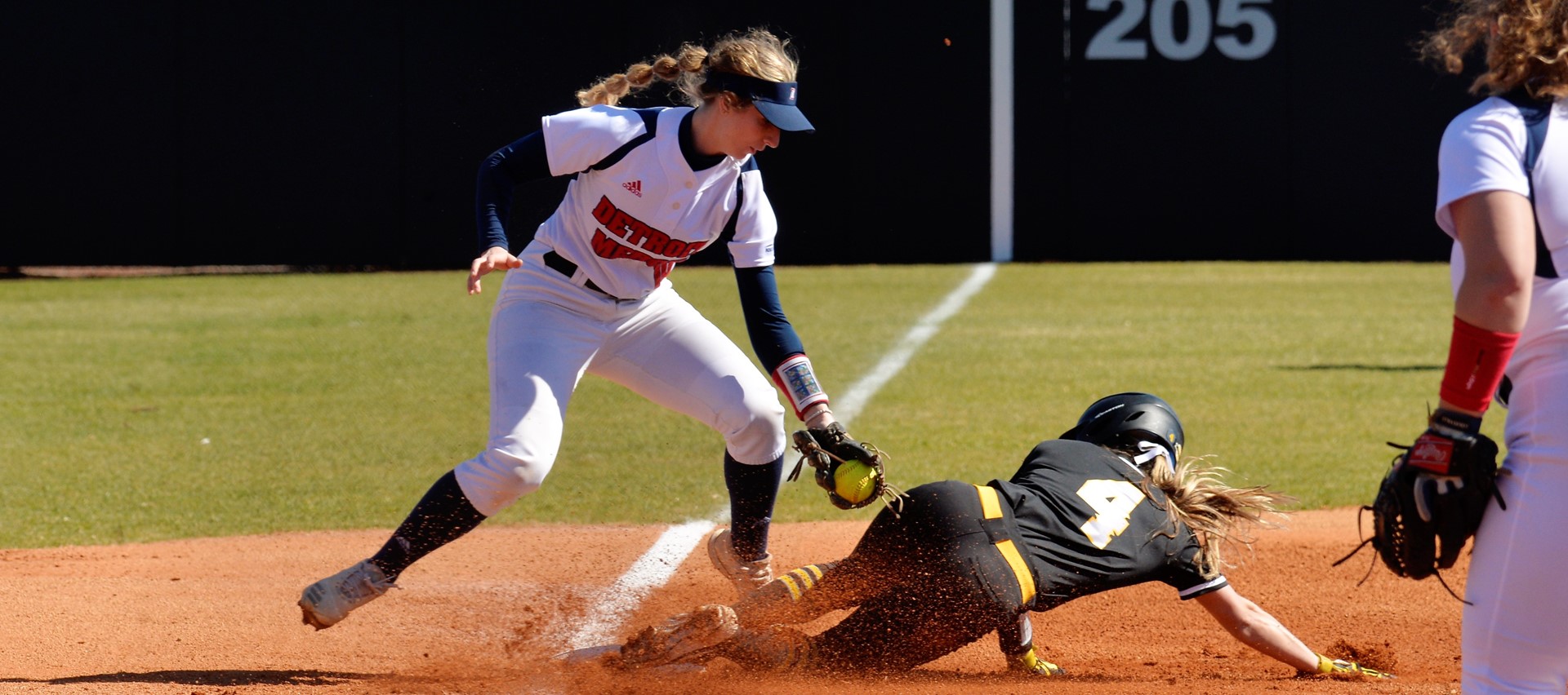Allison Smith - Softball - University of Detroit Mercy Athletics