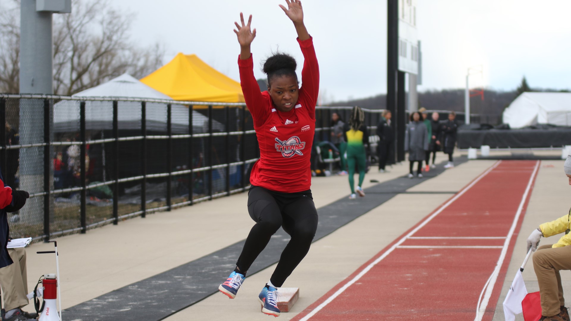 Track and Field Sets Sights on Bison Outdoor Classic - University of ...
