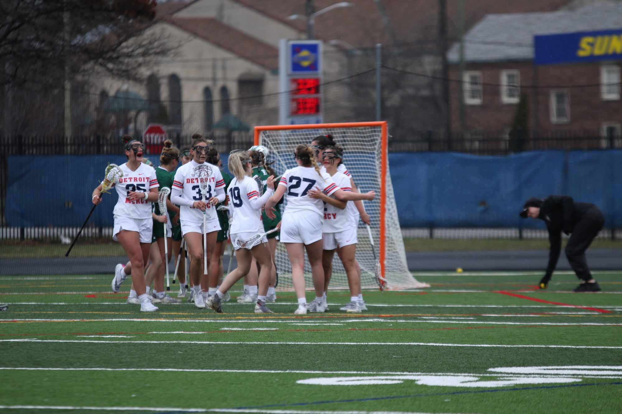 Winner, Winner Eagles Dinner As Titans Feast In Second Half ...