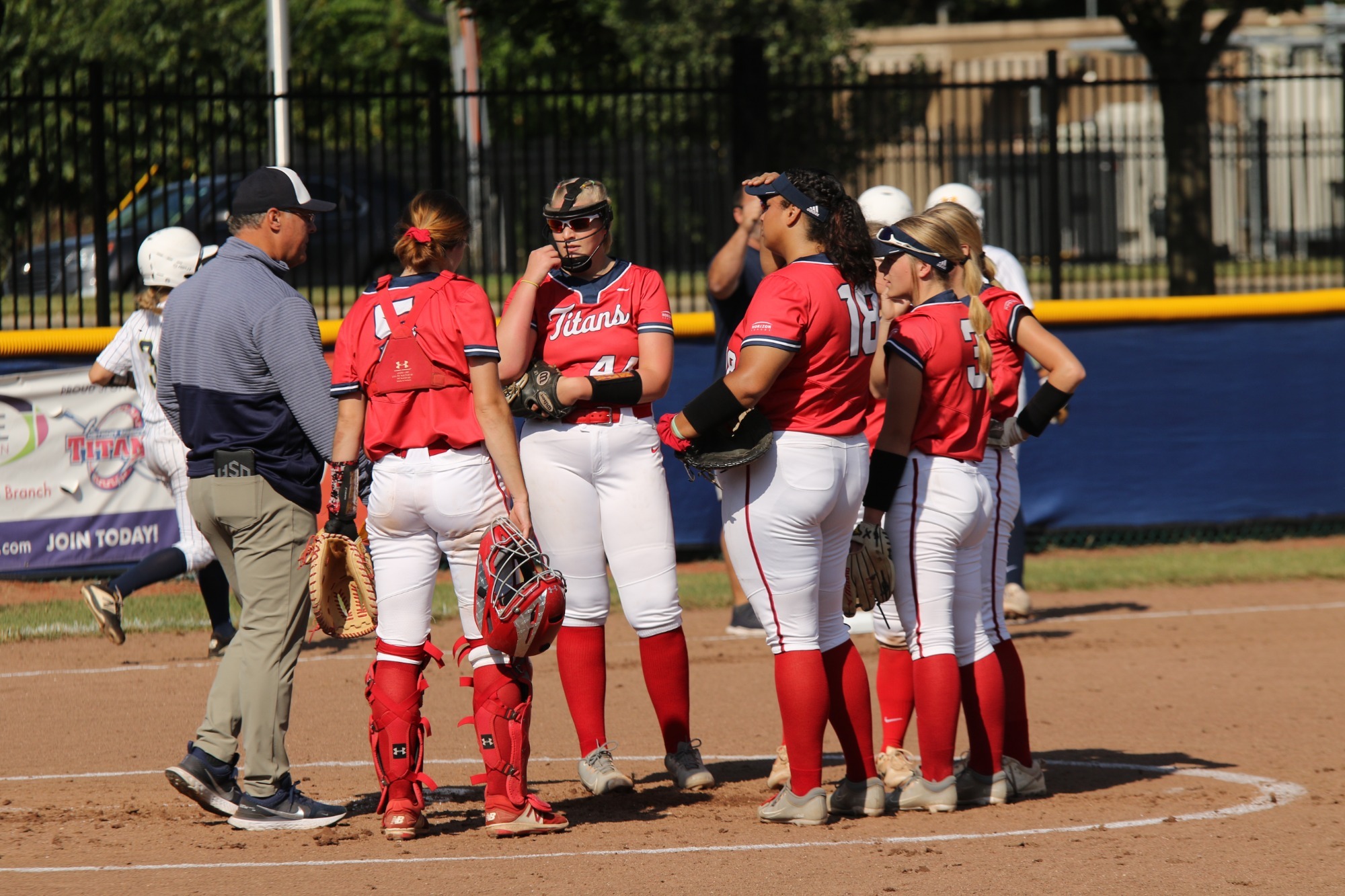 Detroit Mercy Opens 2024 Season at WKU Hilltopper Classic - University ...