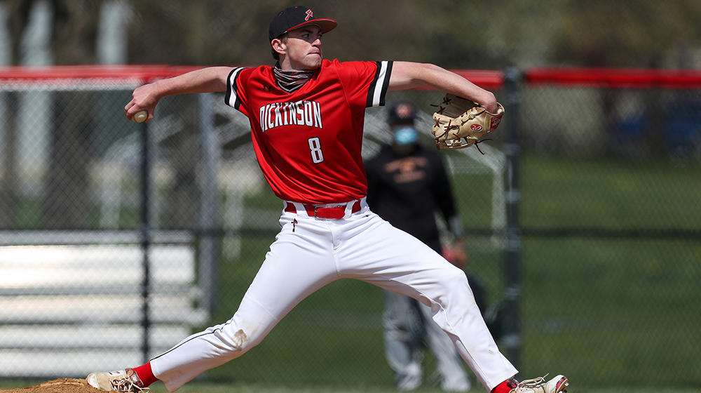 Devils Can't Hold Onto Early Lead Against #18 Hornets - Dickinson College